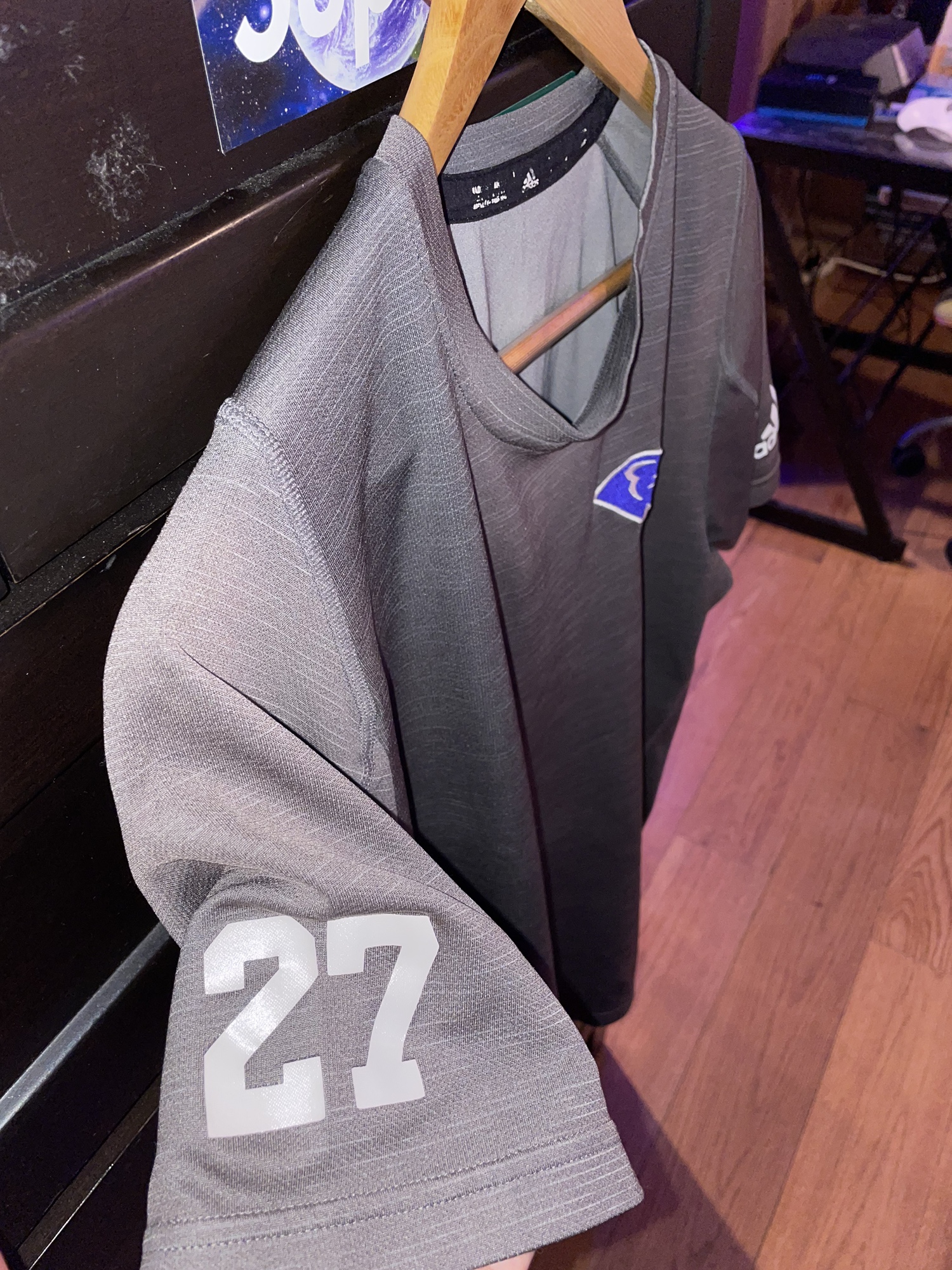 High Point 2022 Shooter Shirt Large | SidelineSwap