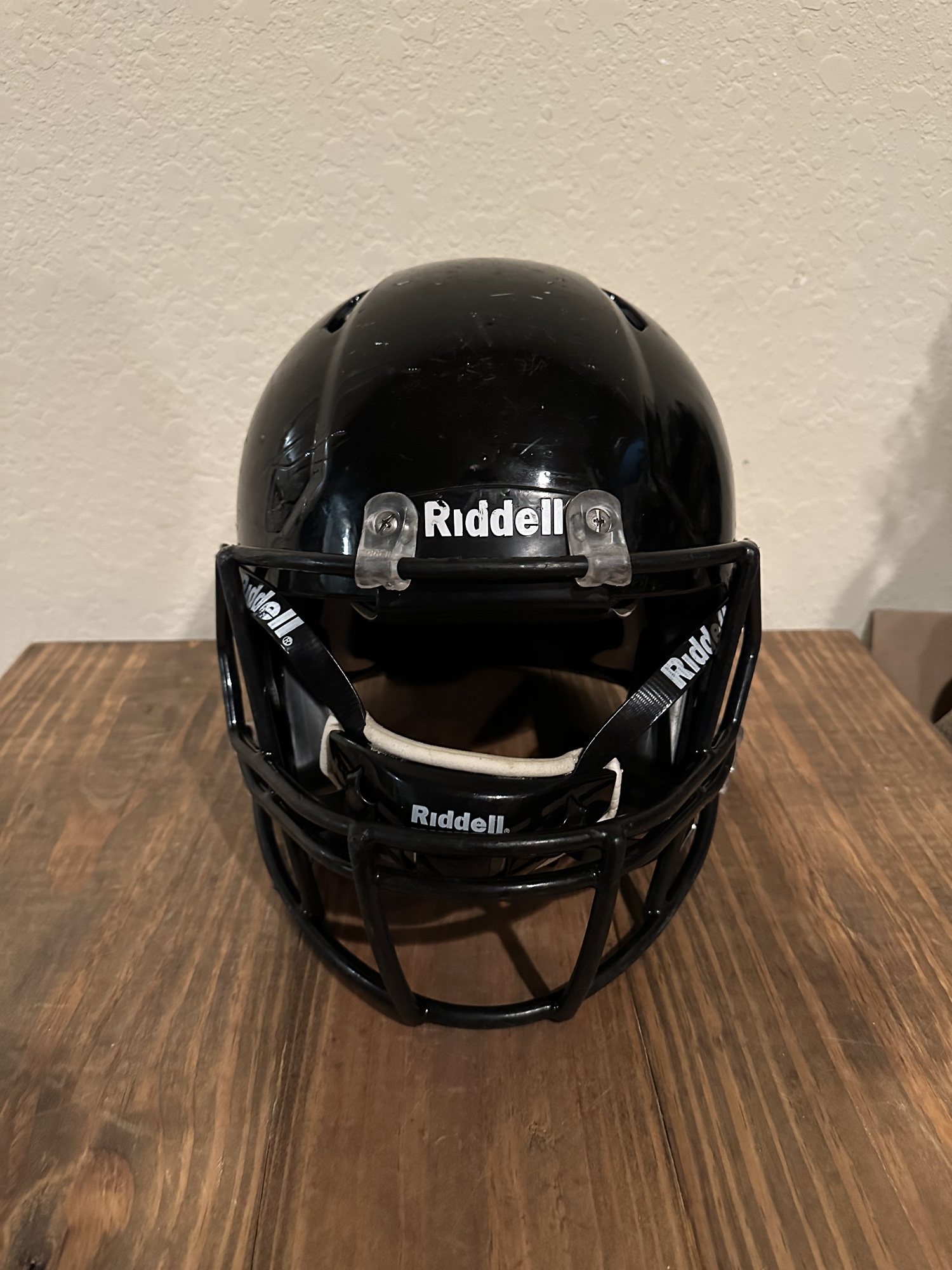 Adult Large - Riddell Speed Football Helmet - Gloss Black | SidelineSwap