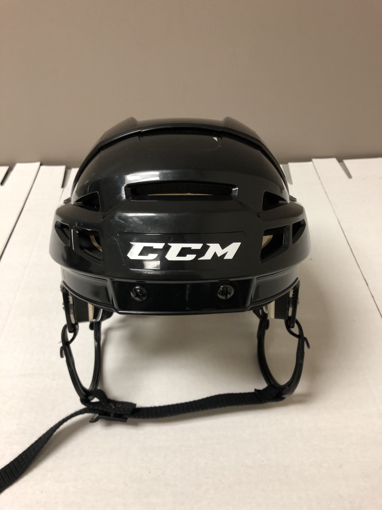 Pro Stock CCM Vector V08 Hockey Helmet Black Medium med m senior sr ...