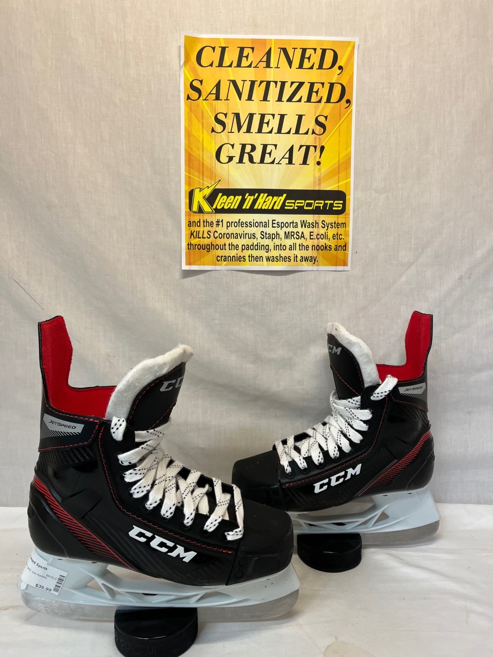 Junior Used CCM FT455 Hockey Skates Regular Width Size 3 D | SidelineSwap