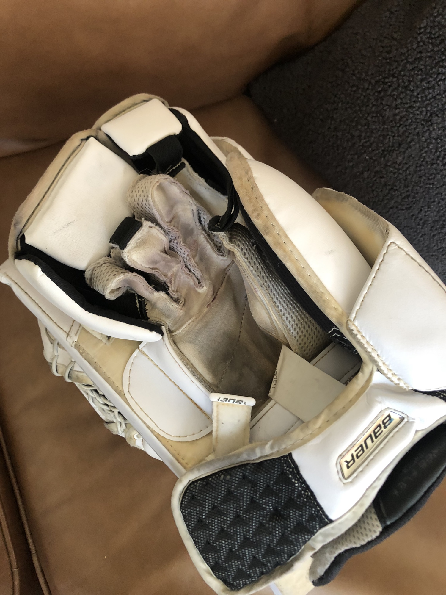 Bauer Supreme S29 Hockey Goalie Full Set Senior Large Leg Pads 35 ...