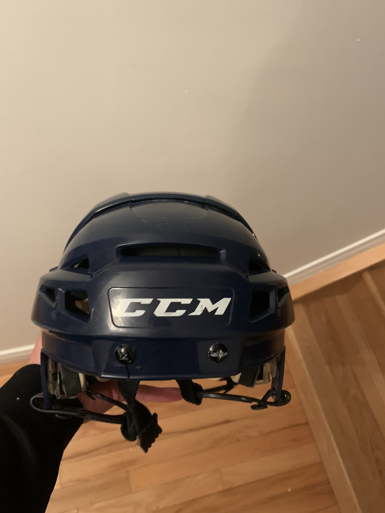 Used Small CCM Vector V08 Helmet | SidelineSwap
