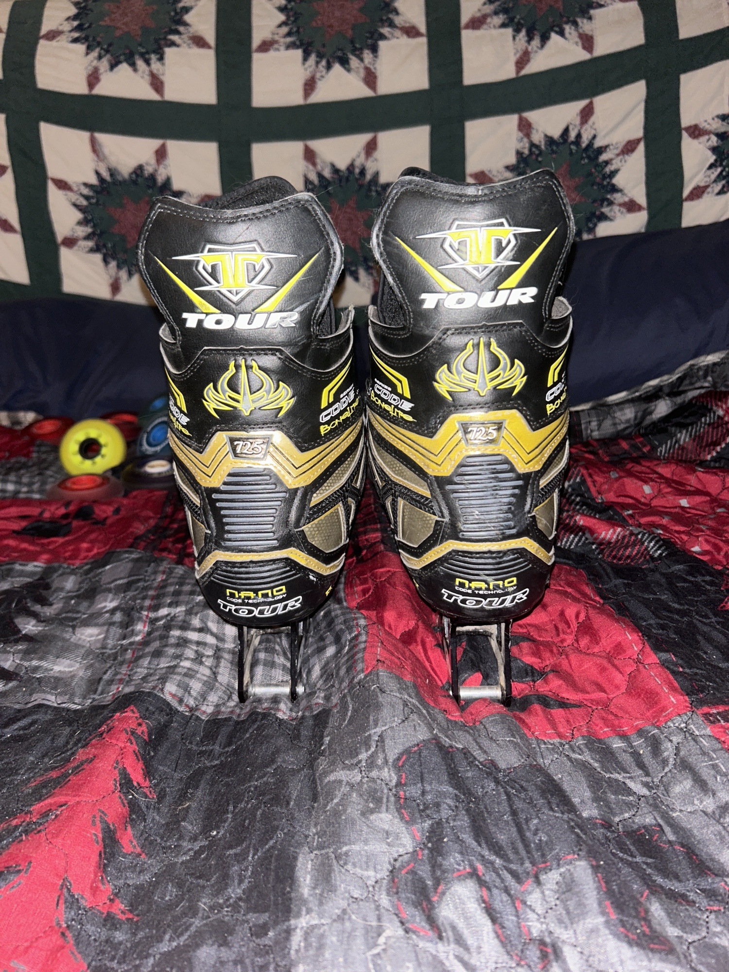 Size 10 Tour Fishbone Light 725 Rare Hockey Skates | SidelineSwap