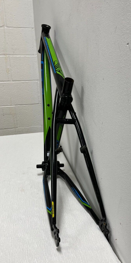 GT Palomar Small CrMo Triple Triangle Mountain Bike Frame & BB for 26 ...