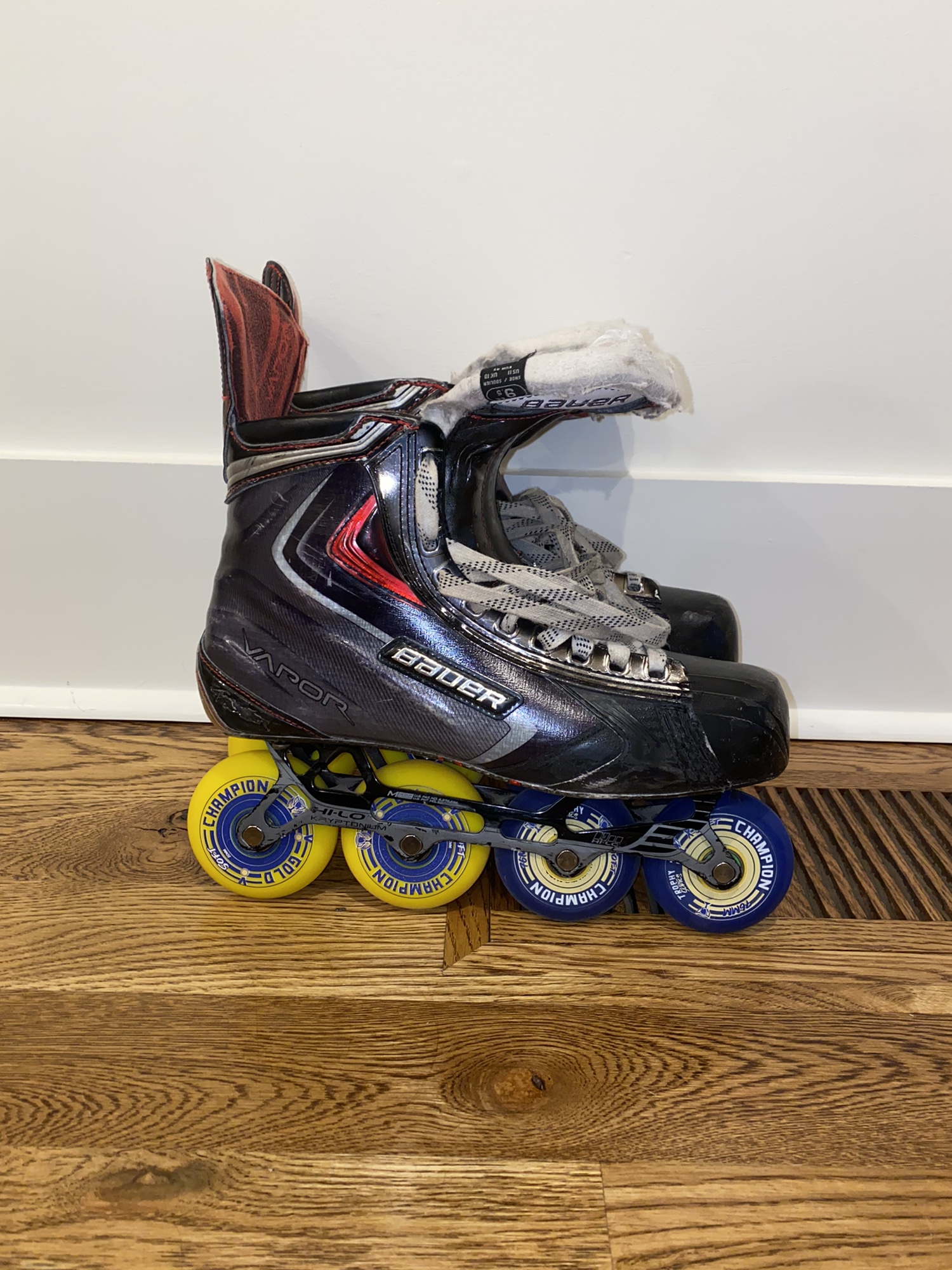 Used Bauer Extra Wide Width Size 9.5 Inline Skates | SidelineSwap
