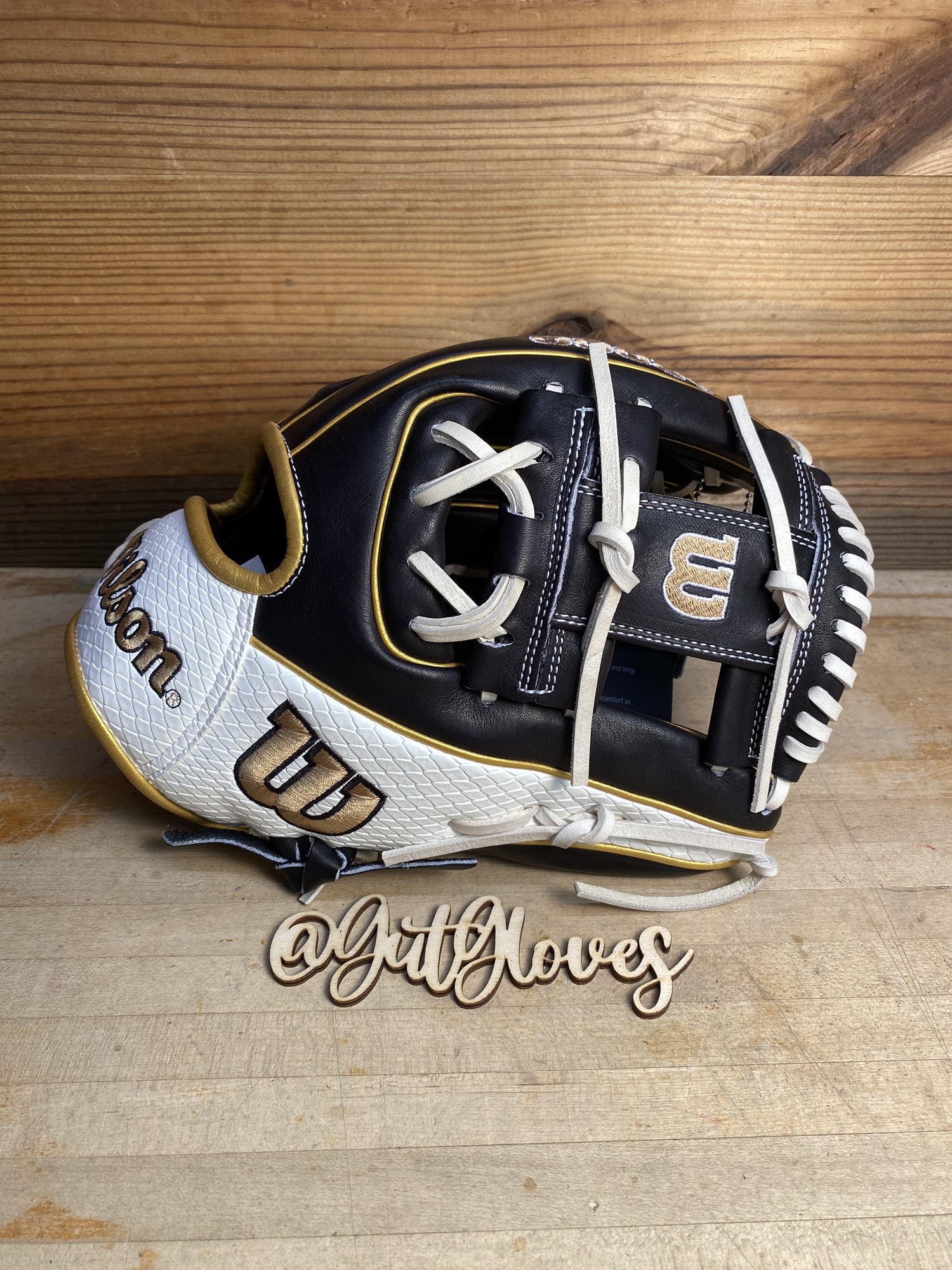 Wilson A2000 GOTM 100 | SidelineSwap