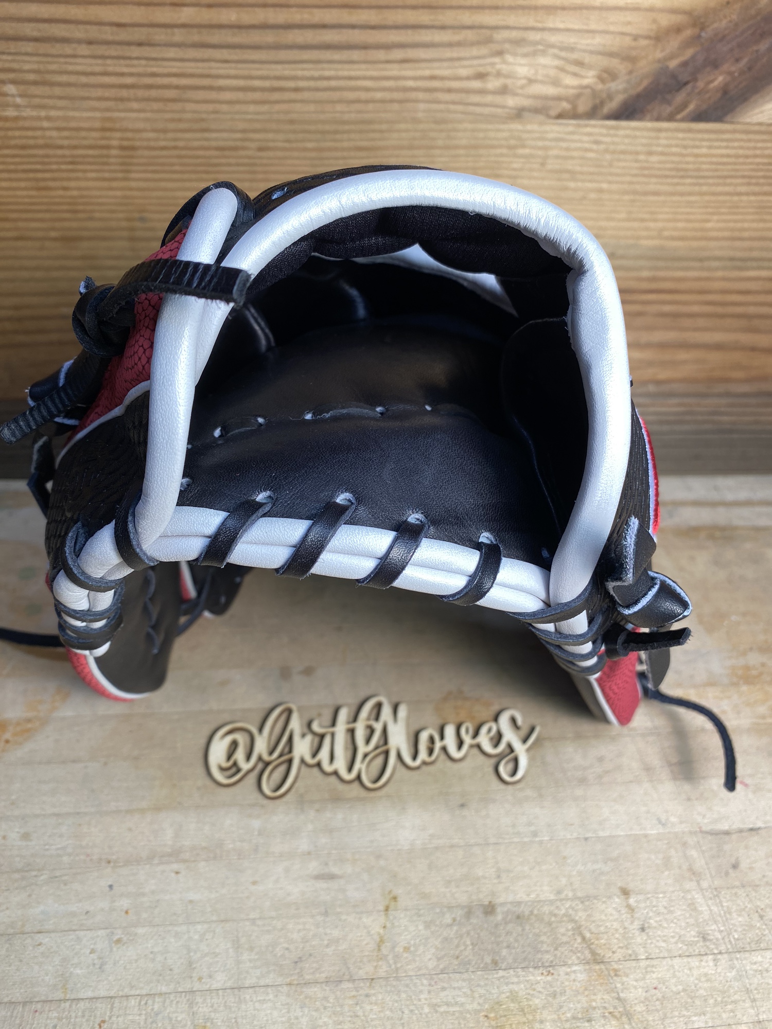 Wilson A2000 11.5” GOTM | SidelineSwap