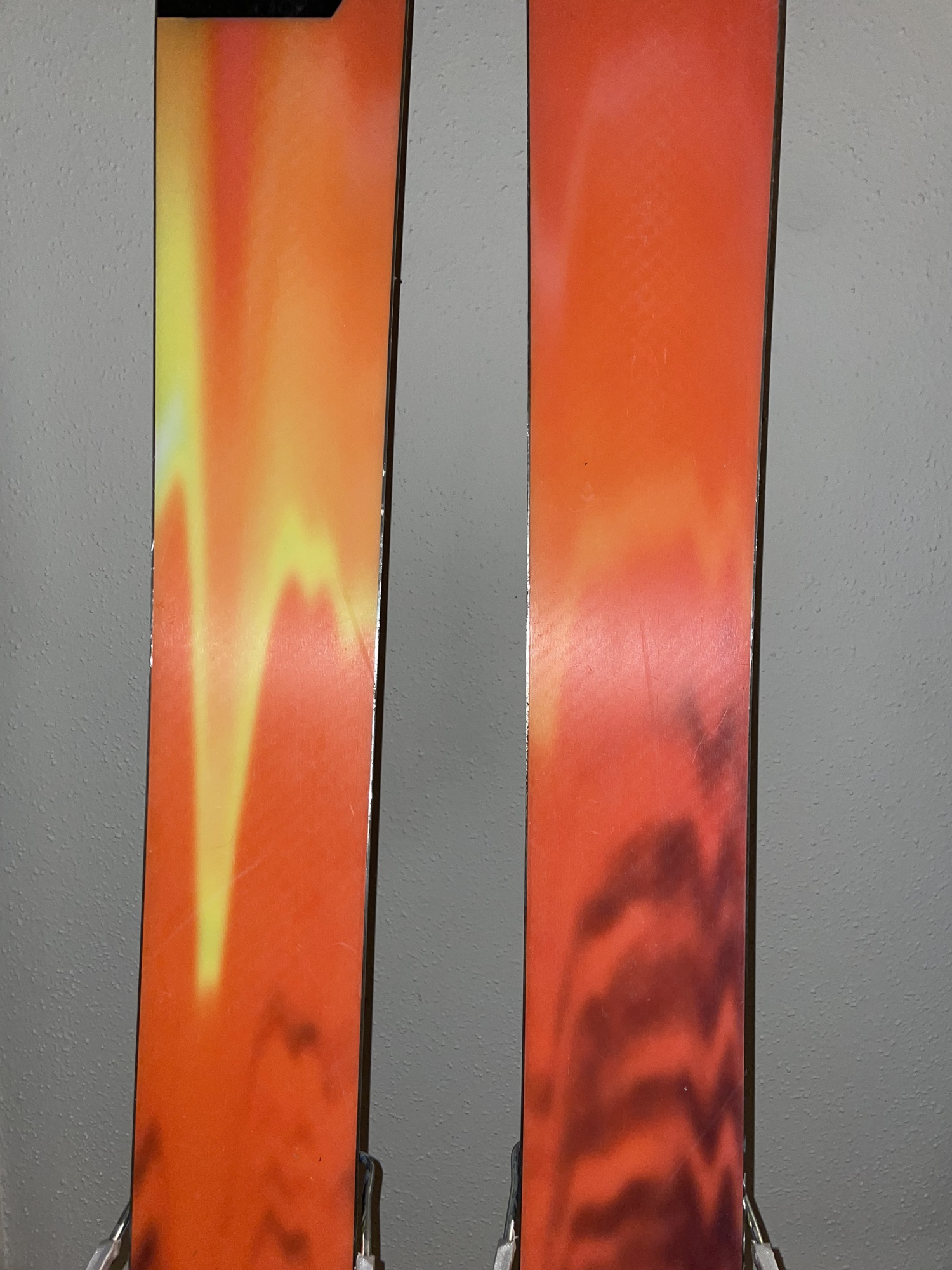 Atomic Automatic Skis With Bindings | SidelineSwap