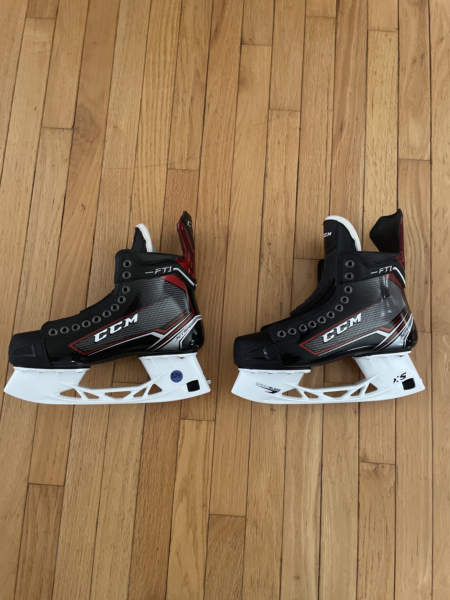 New CCM Pro Stock Size 8.5 JetSpeed FT1 Hockey Skates | SidelineSwap