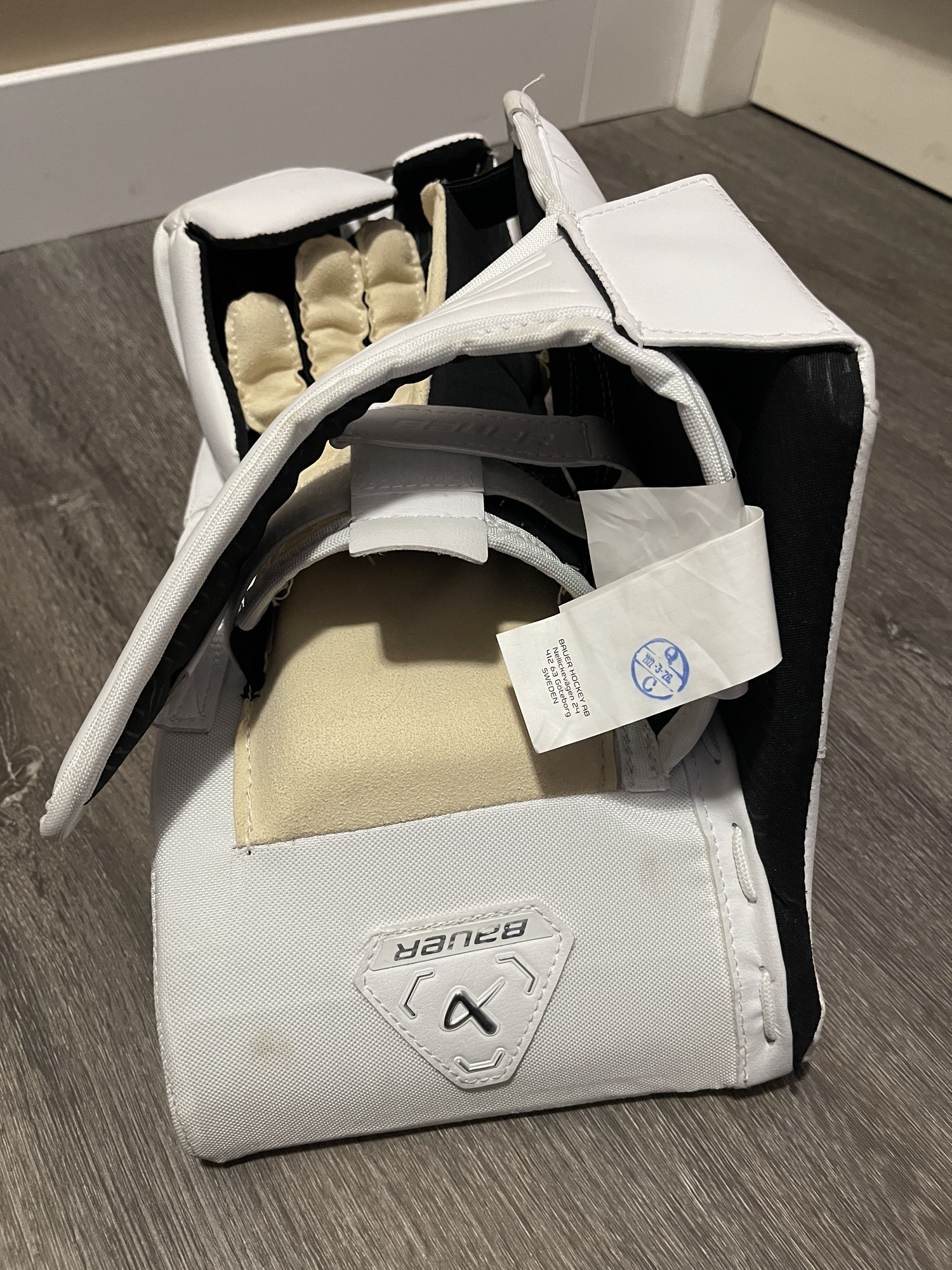 Bauer M5 Pro Goalie Blocker | SidelineSwap