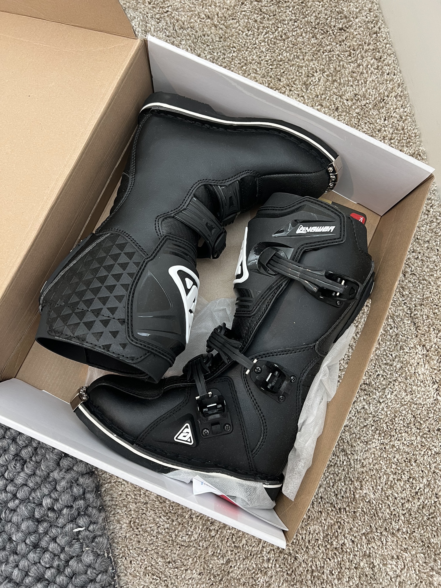 Answer AR1 Youth Motocross Boots Size Y1 | SidelineSwap