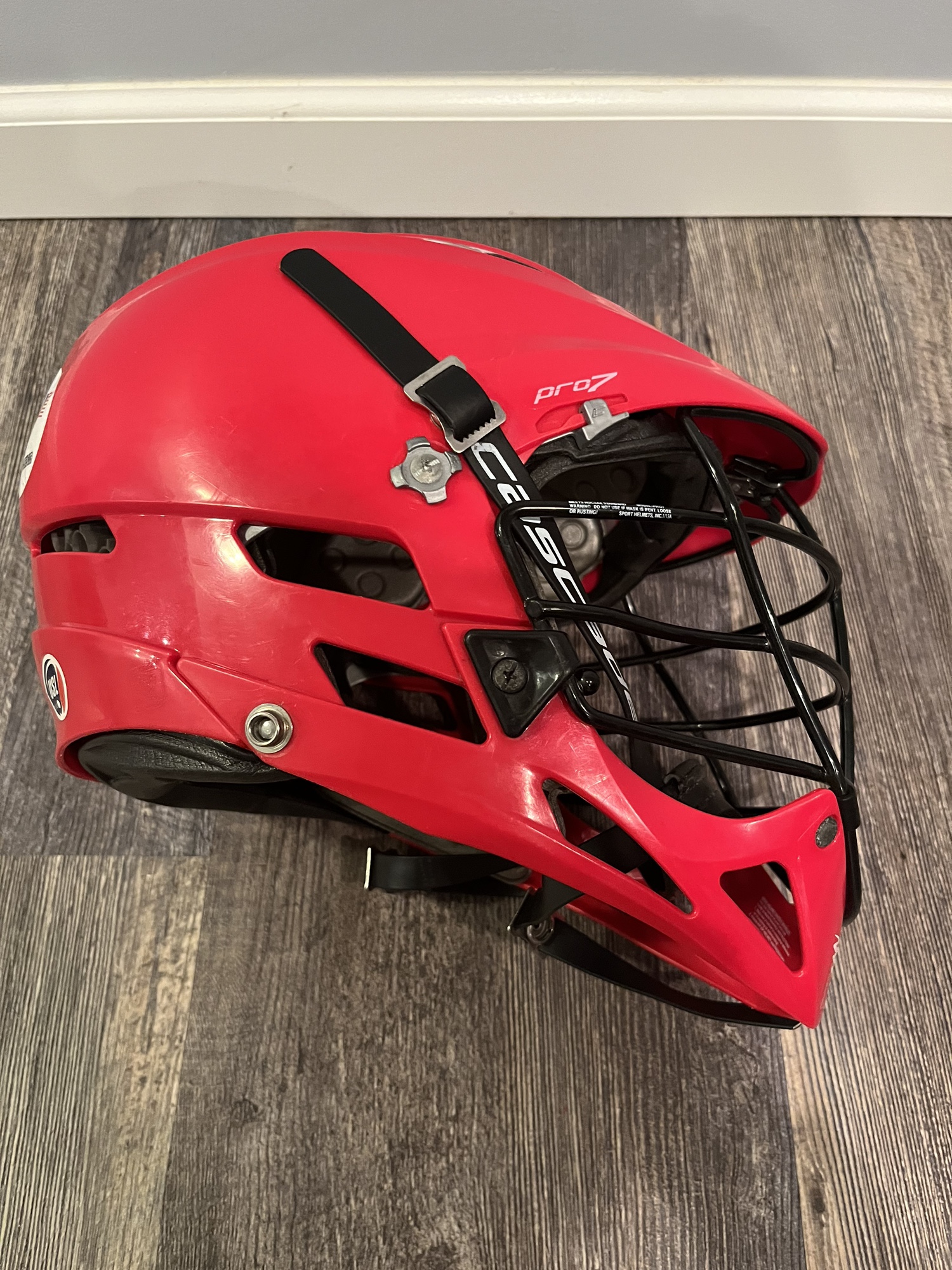 Player's Cascade Pro-7 Helmet | SidelineSwap