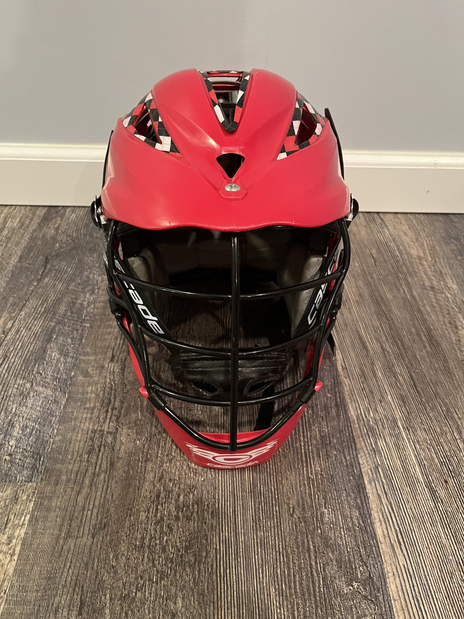 Player's Cascade Pro-7 Helmet | SidelineSwap