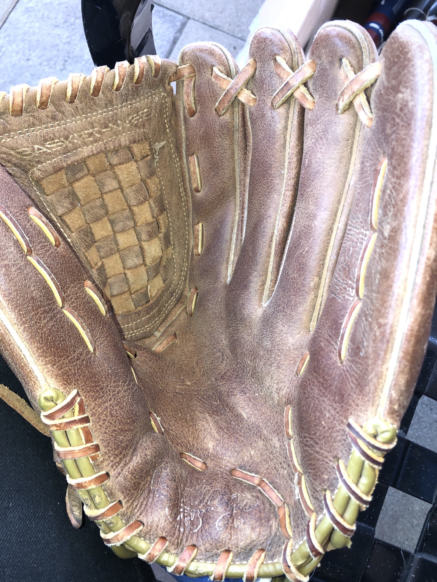 Used Rawlings Player Preferred Right Hand Throw Baseball Glove 12.5 ...