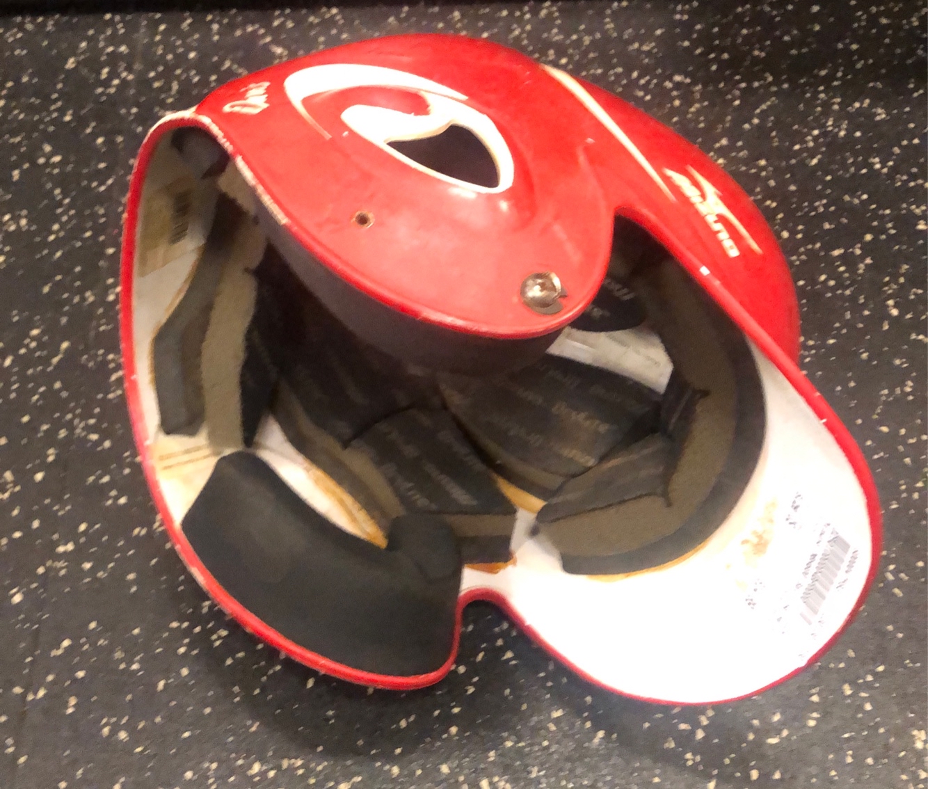 Mizuno Used Red Batting Helmet | SidelineSwap