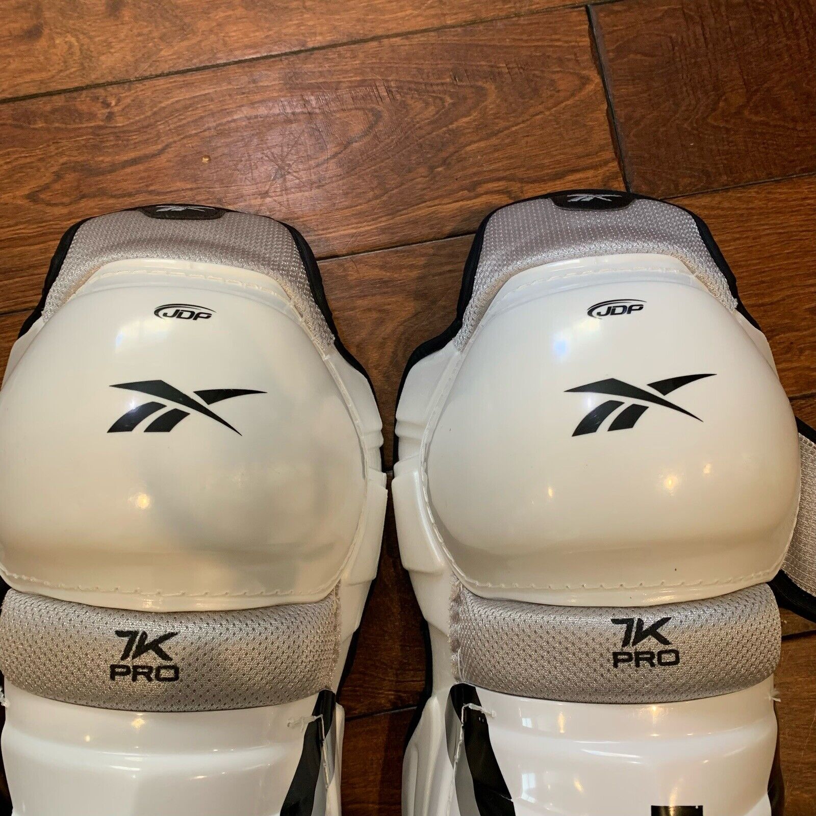 RARE! New 15" Reebok 7K Pro Jofa 6070 Made in Sweden Pro Stock Shin ...
