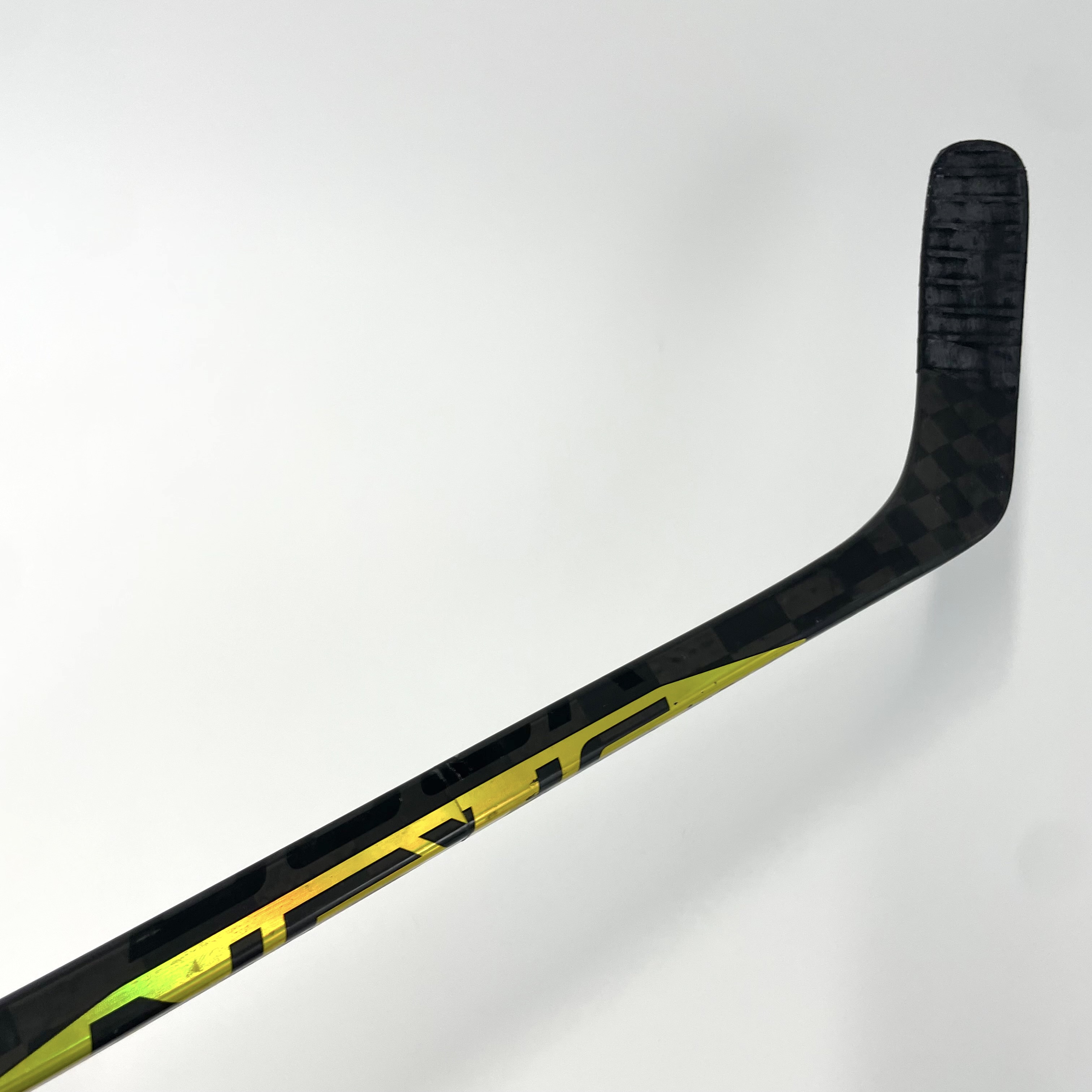 Repaired Left Handed Bauer Yellow Nexus Sync | 82 Flex | P14 Curve ...