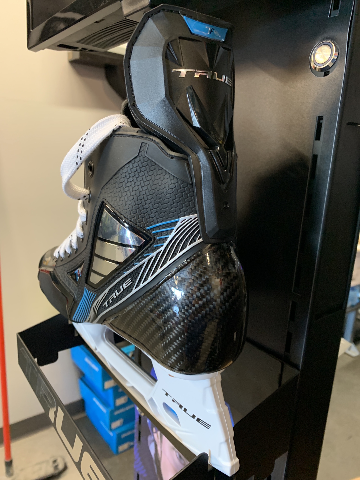 New True Regular Width TF9 Hockey Skates | SidelineSwap