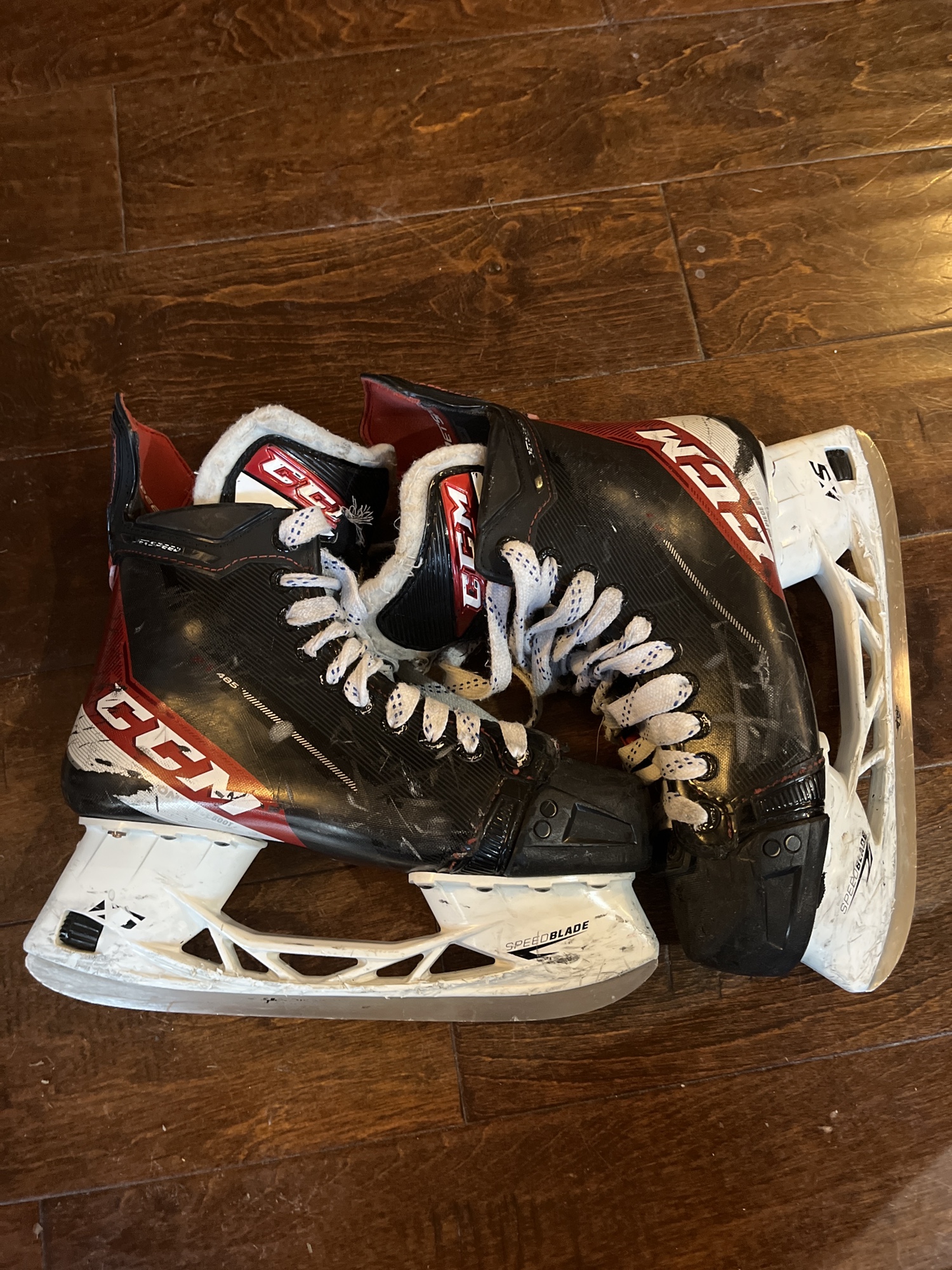 CCM JETSPEED FT485 Skates Size 7 Regular Fit | SidelineSwap