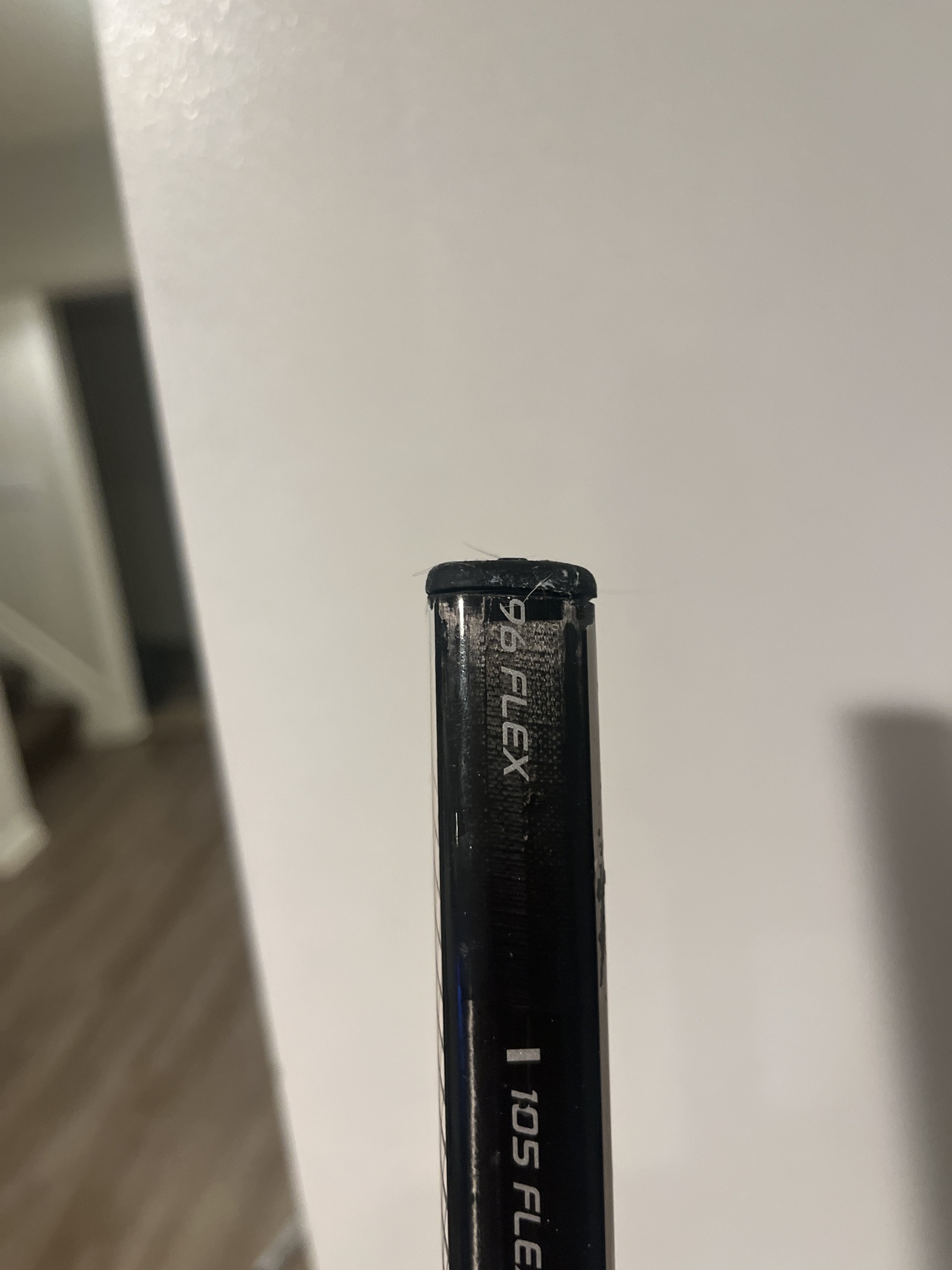 Used Left Hand P28 Vapor Hyperlite Hockey Stick *WHITE SPRAYPAINTED ...