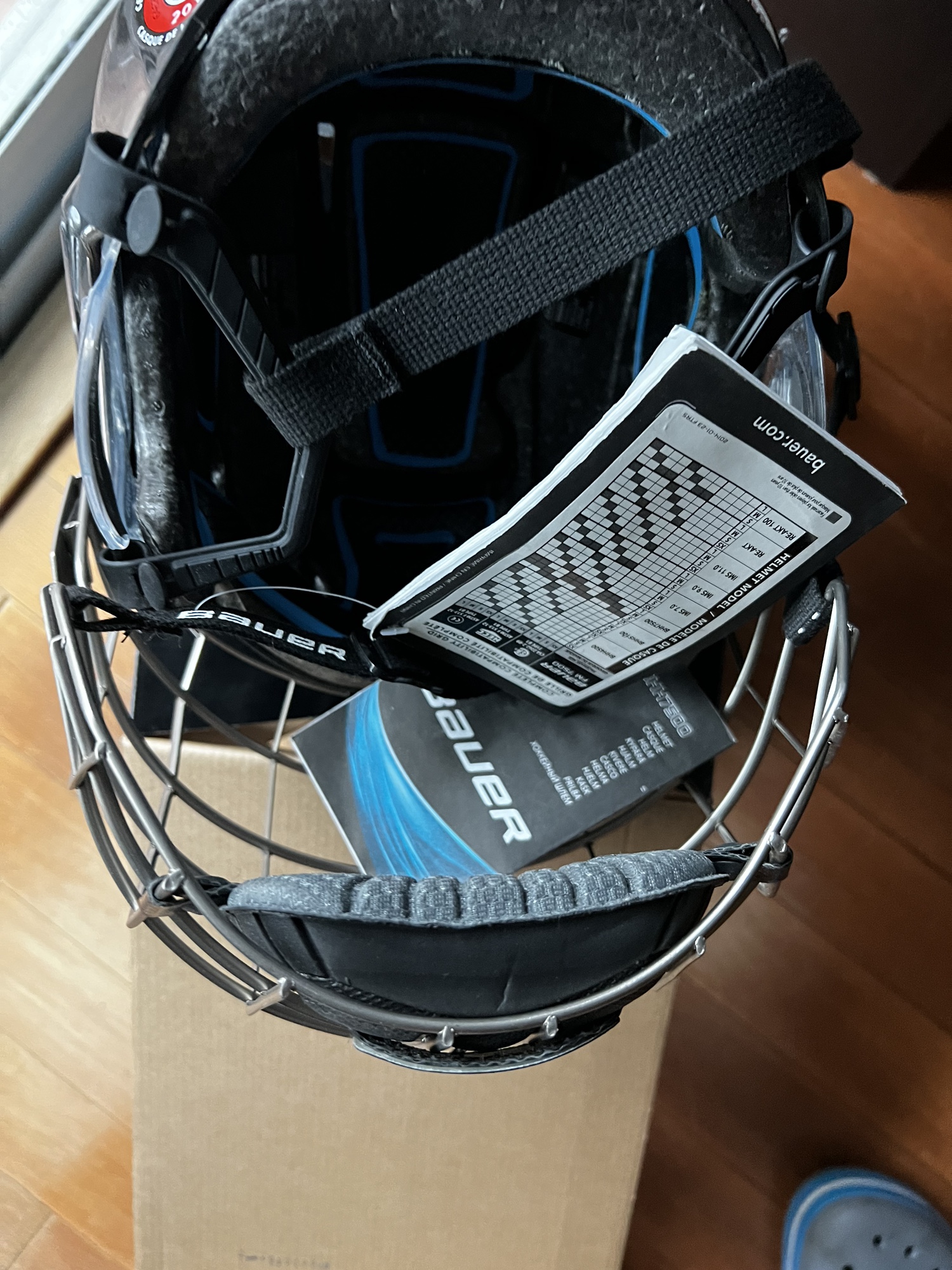 New Medium Bauer 7500 Helmet (medium) | SidelineSwap