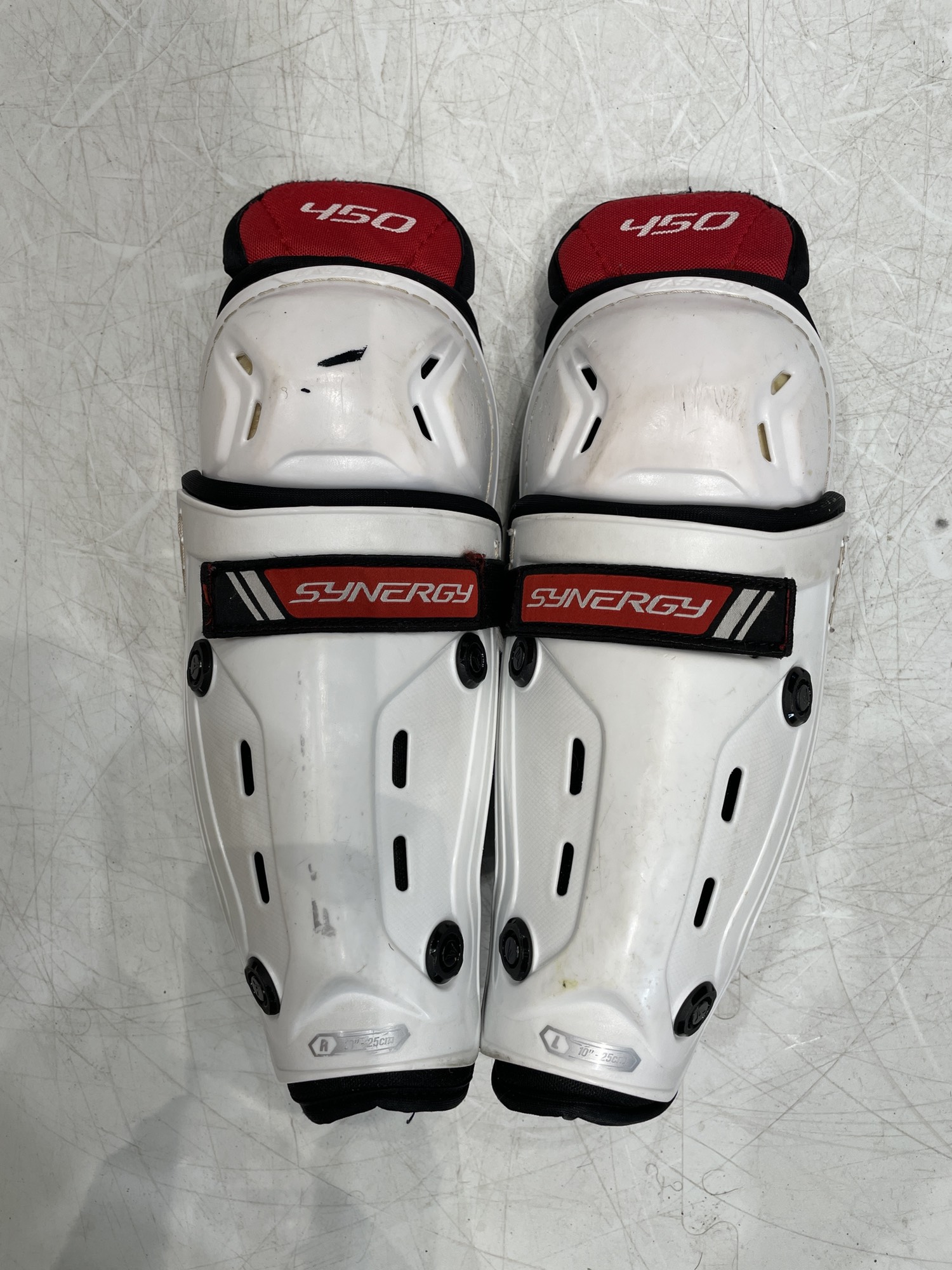Used Easton Synergy 450 Shin Pads | SidelineSwap