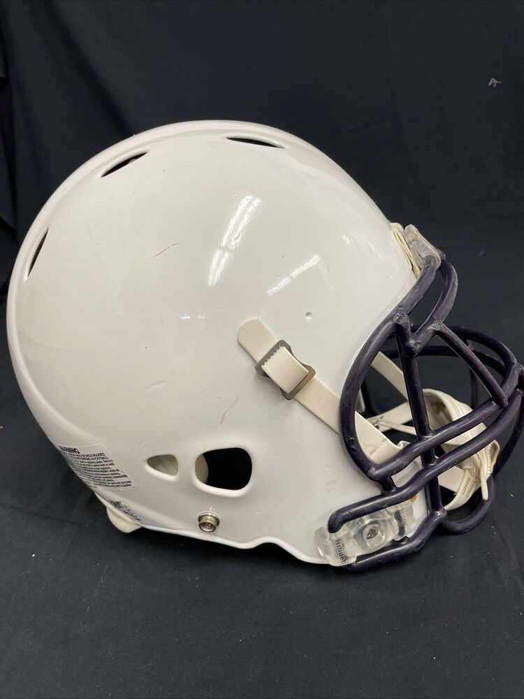 RIDDELL Revo Classic Gloss White Adult Med Helmet. Initial year 2010 ...