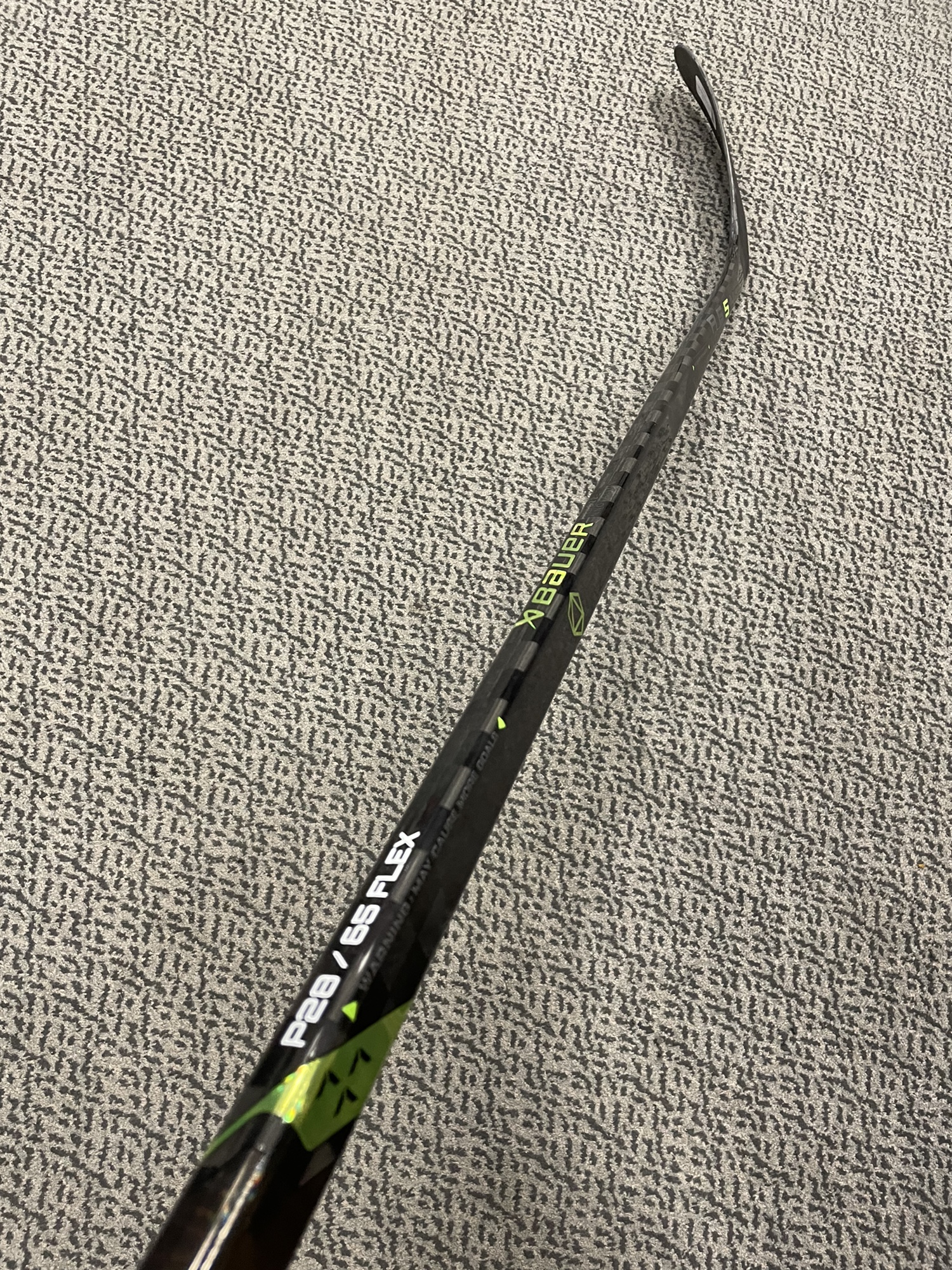 Bauer AG5NT P28 curve 65 flex right hand stick | SidelineSwap