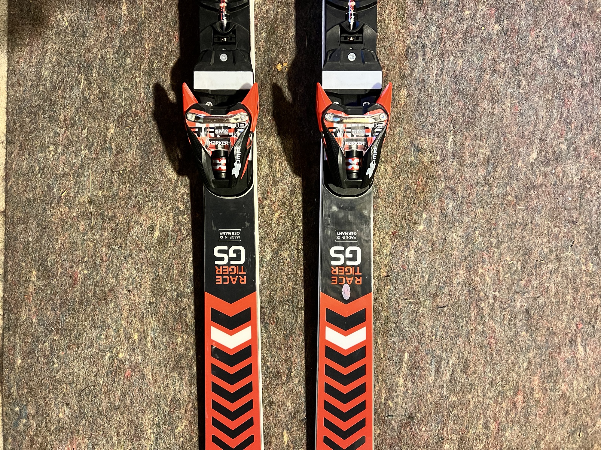 Volkl World Cup Racetiger GS 2022 Race ski With Marker X-comp Bindings ...