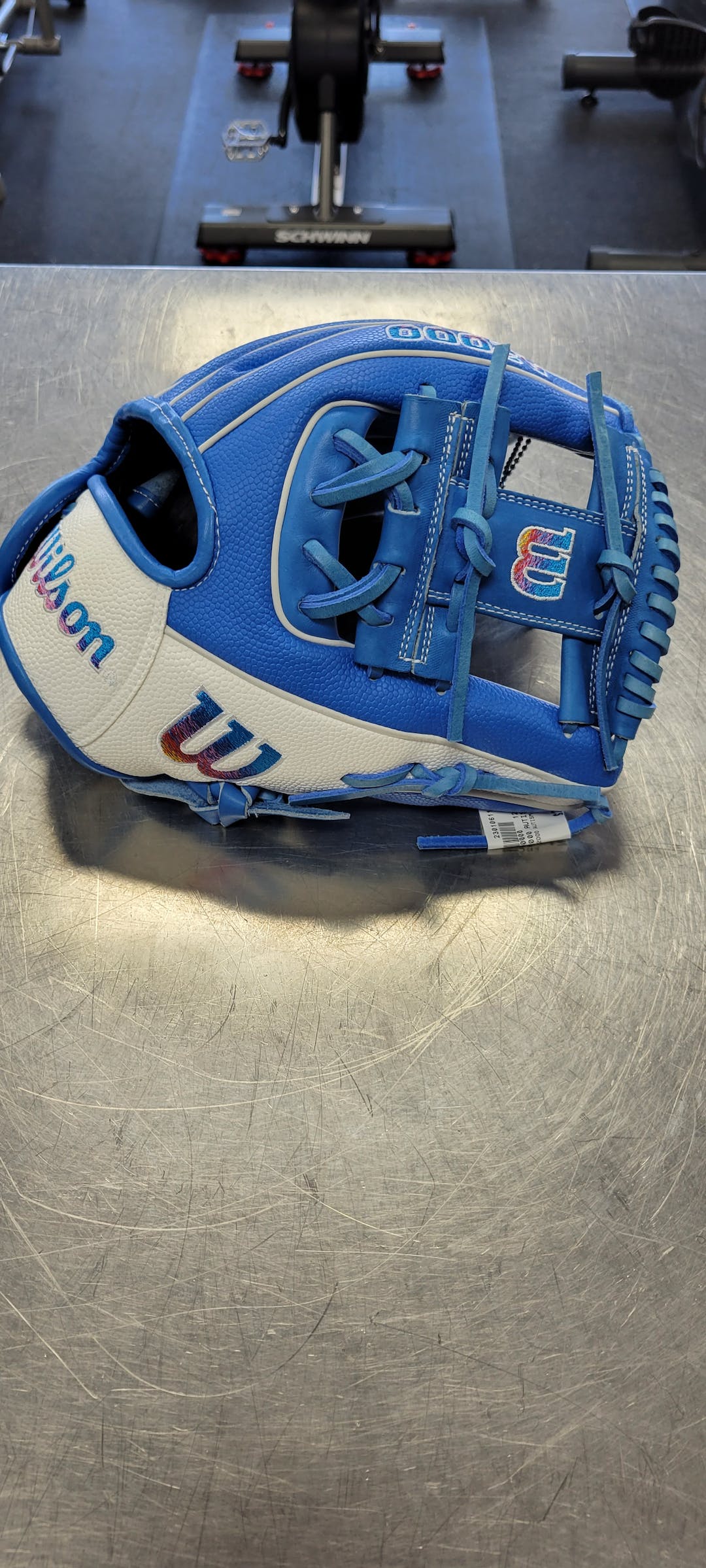 Wilson New A2000 Autism Speaks 11 1 2" Fielders Gloves | SidelineSwap