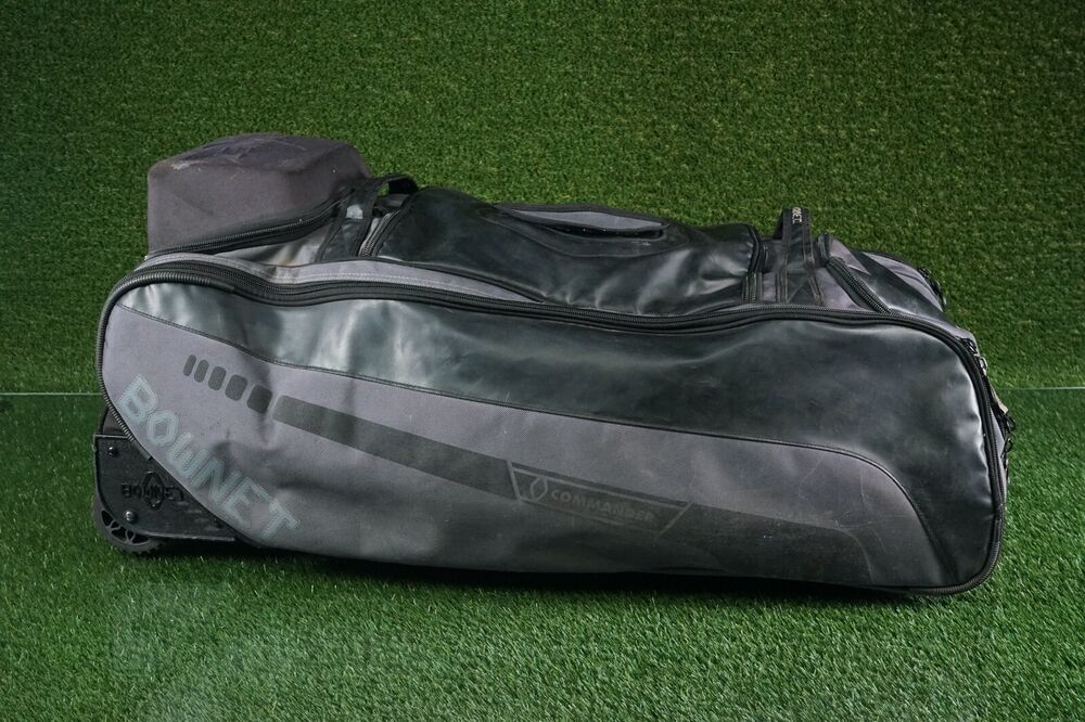 BOWNET COMMANDER BASEBALL/SOFTBALL CATCHERS GEAR ROLLING BAG, BLACK ...