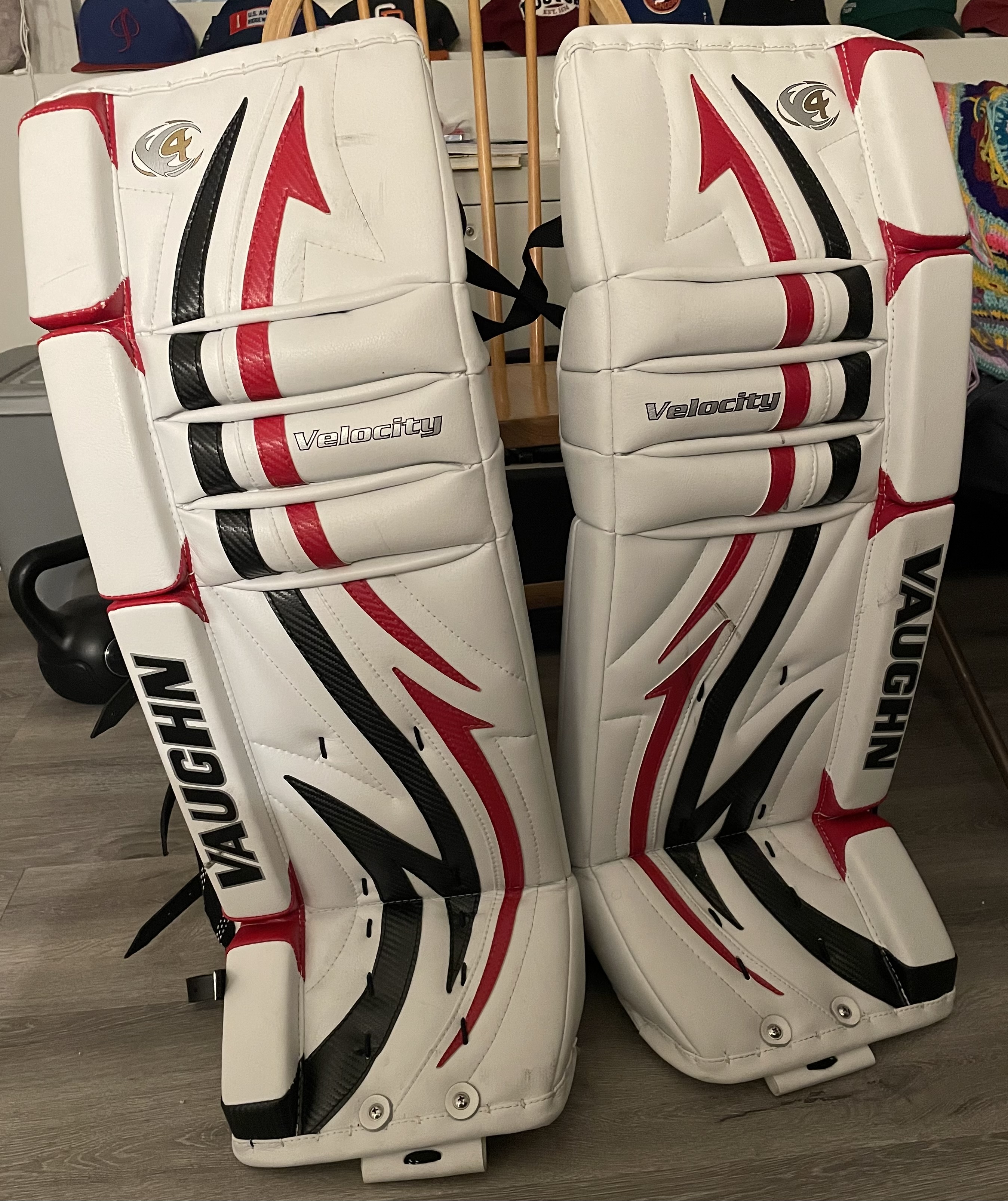 New 32" Vaughn Velocity V4 Goalie Leg Pads | SidelineSwap