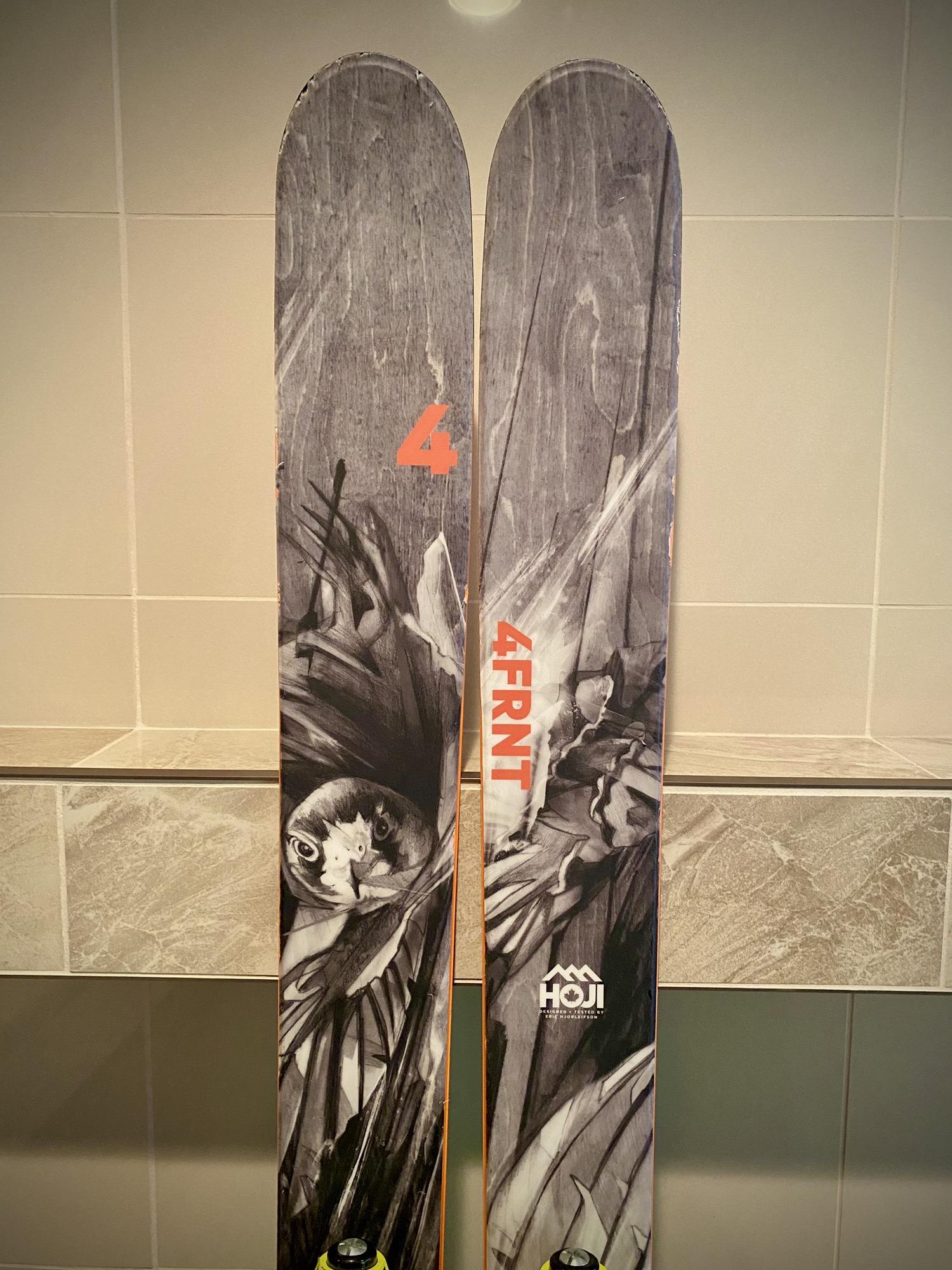 4FRNT HOJI SKIS LOOK PIVOT 18 BINDINGS | SidelineSwap