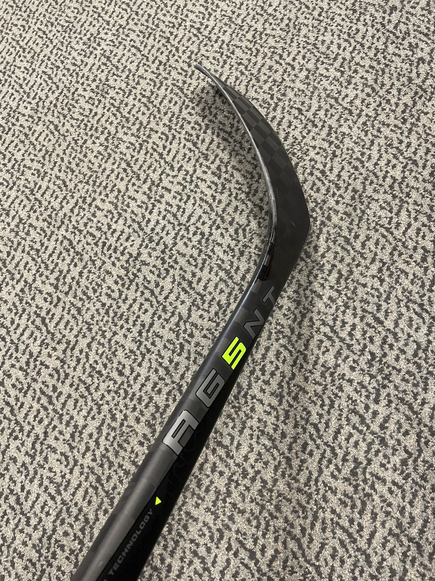 Bauer AG5NT P28 curve 55 flex right hand stick | SidelineSwap
