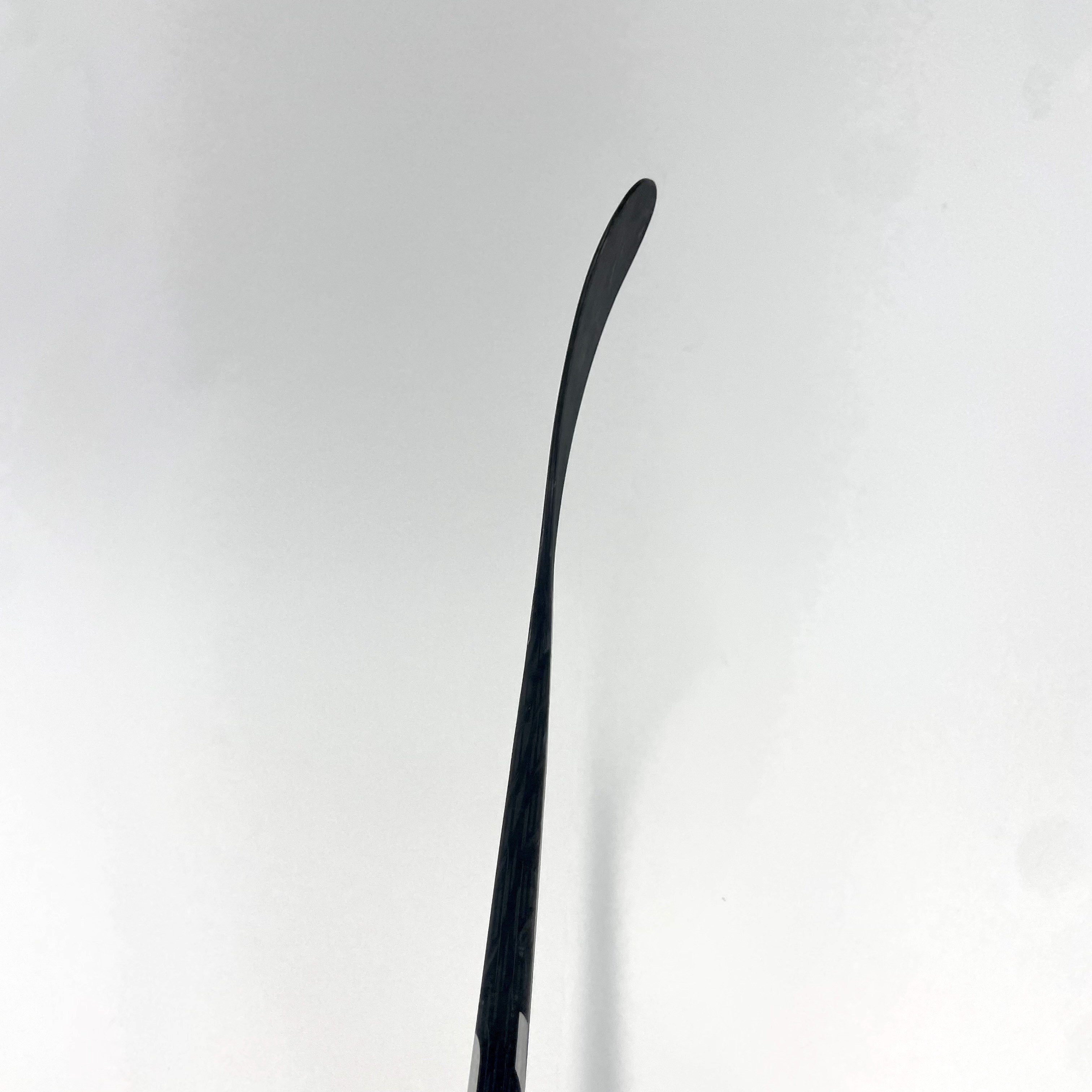 Brand New Left Handed CCM Jetspeed FT5 Pro 75 Flex P28 Curve Grip ...