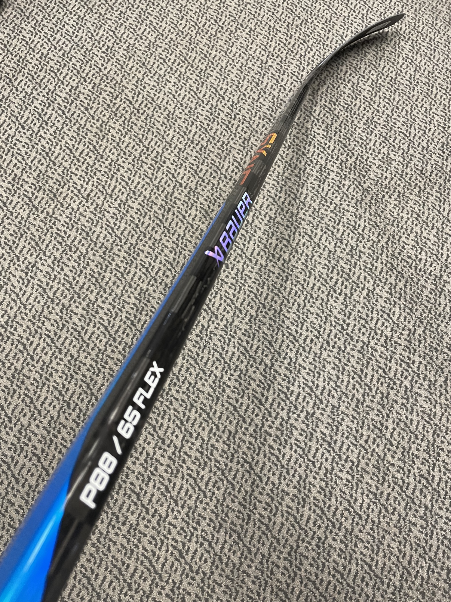 Bauer Nexus Sync P88 curve 65 flex left hand stick | SidelineSwap