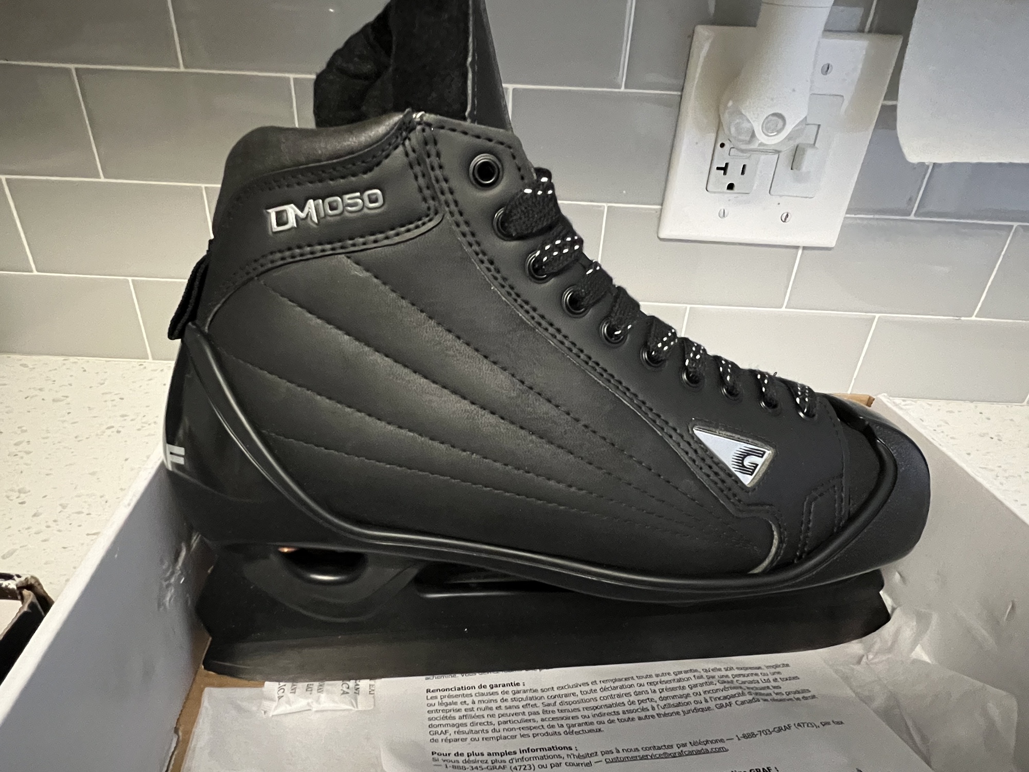 New Graf Regular Width Size 12 DM1050 Hockey Goalie Skates | SidelineSwap