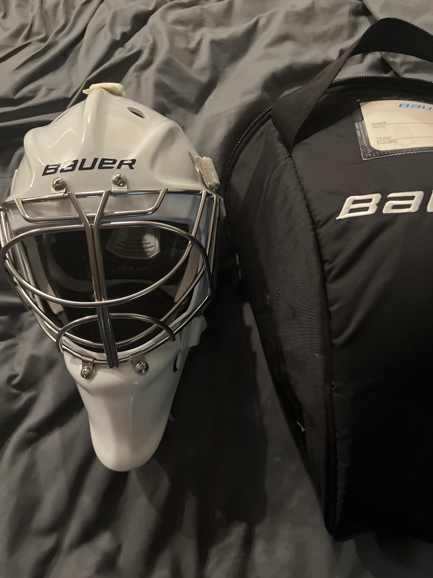 New Bauer Pro Stock 960 Goalie Mask | SidelineSwap