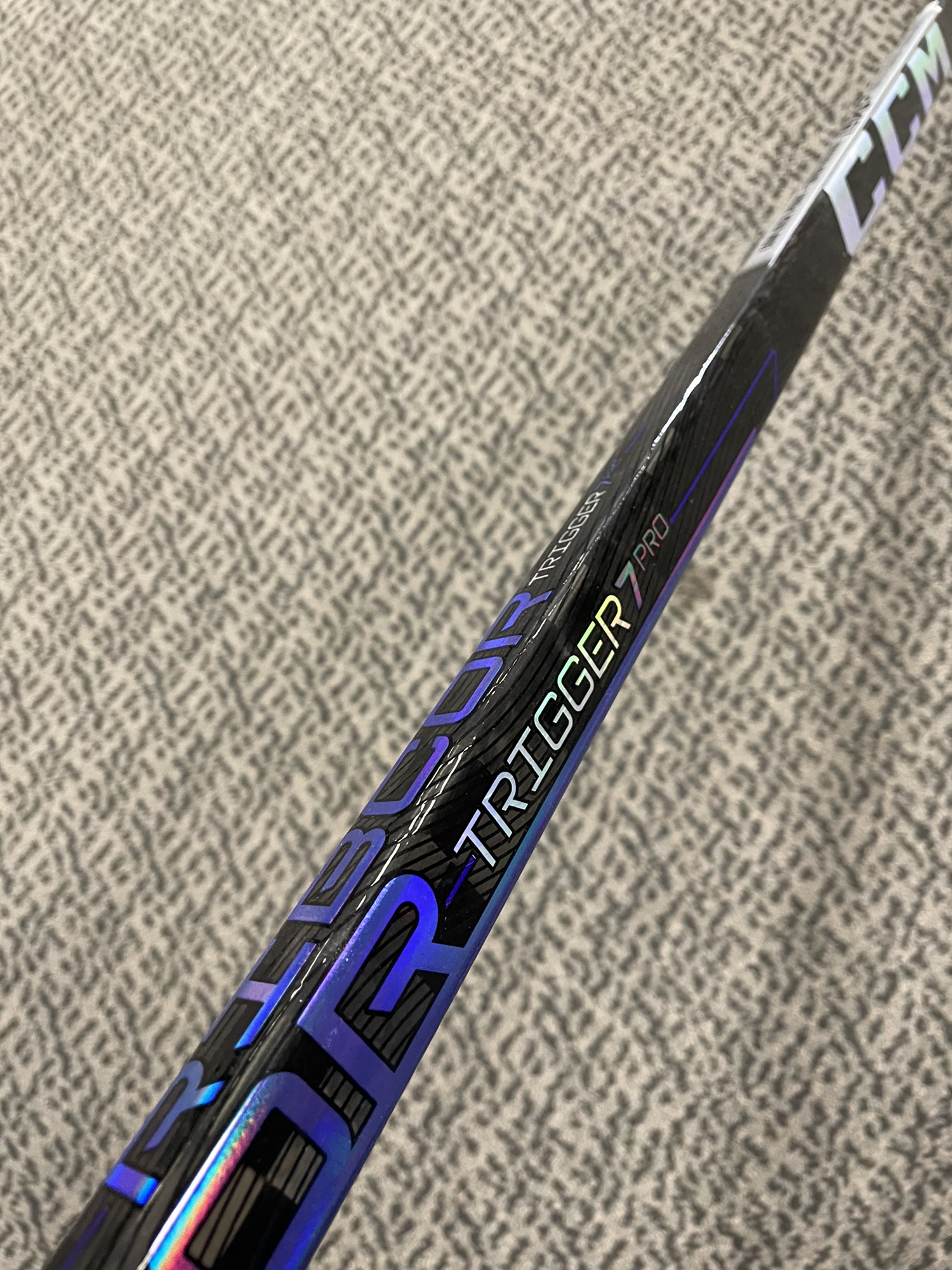 CCM Trigger 7 Pro 40 flex P28 curve right hand stick | SidelineSwap