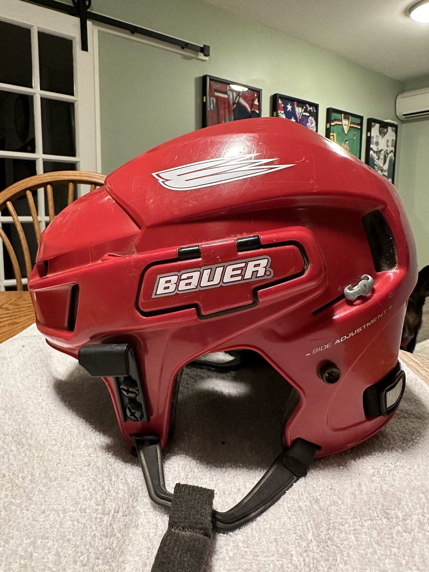 Used Large Red Bauer 8000 Helmet | SidelineSwap