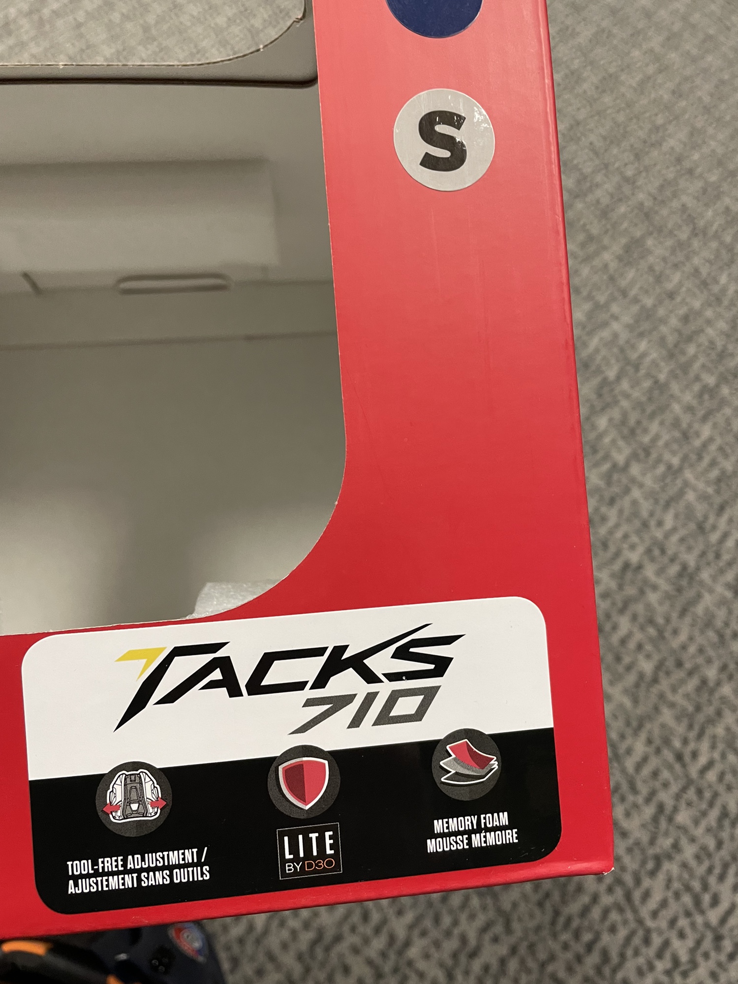 CCM Navy 710 Small helmet | SidelineSwap