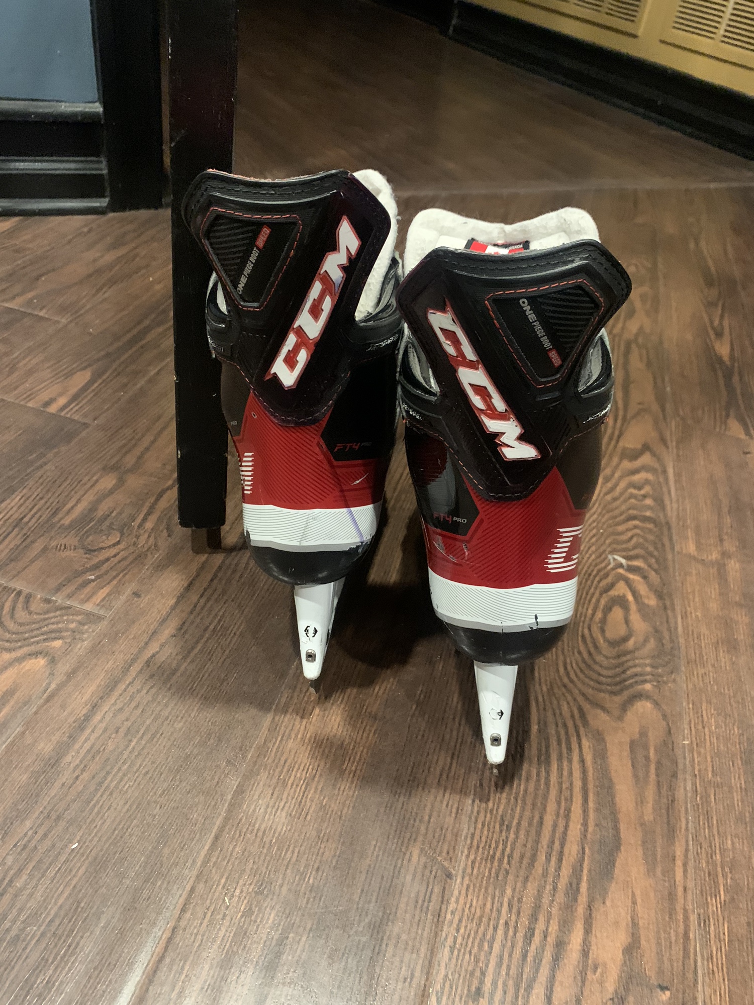 Used CCM JetSpeed FT4 Pro Hockey Skates Size 8.5D | SidelineSwap
