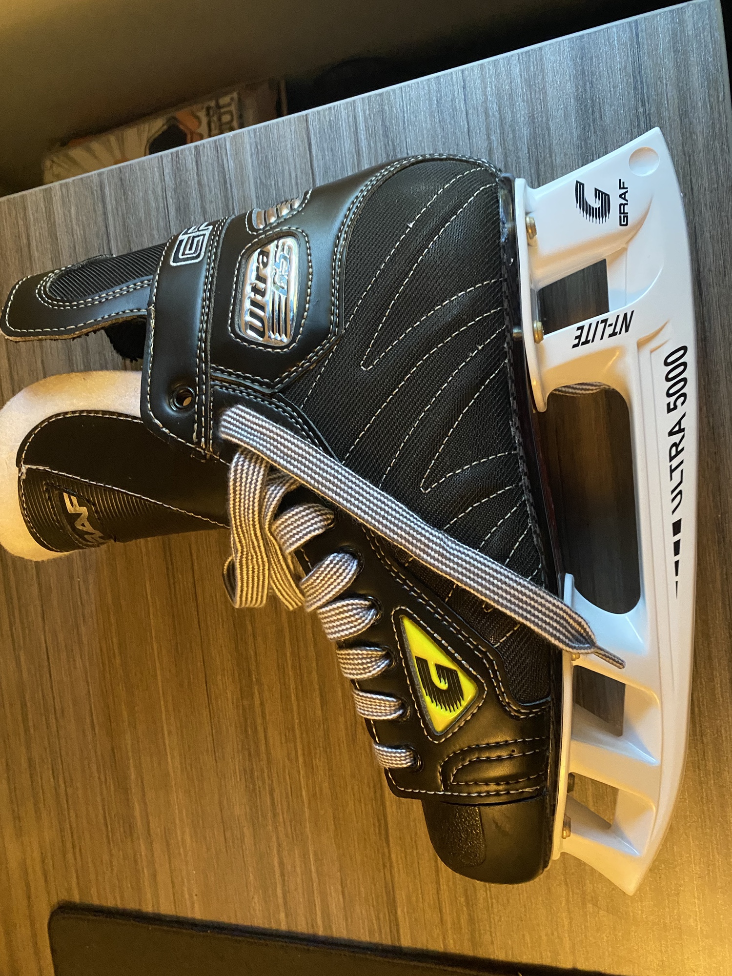 New Graf Ultra G5 Hockey Skates 9.5 W w/ Stepsteel | SidelineSwap