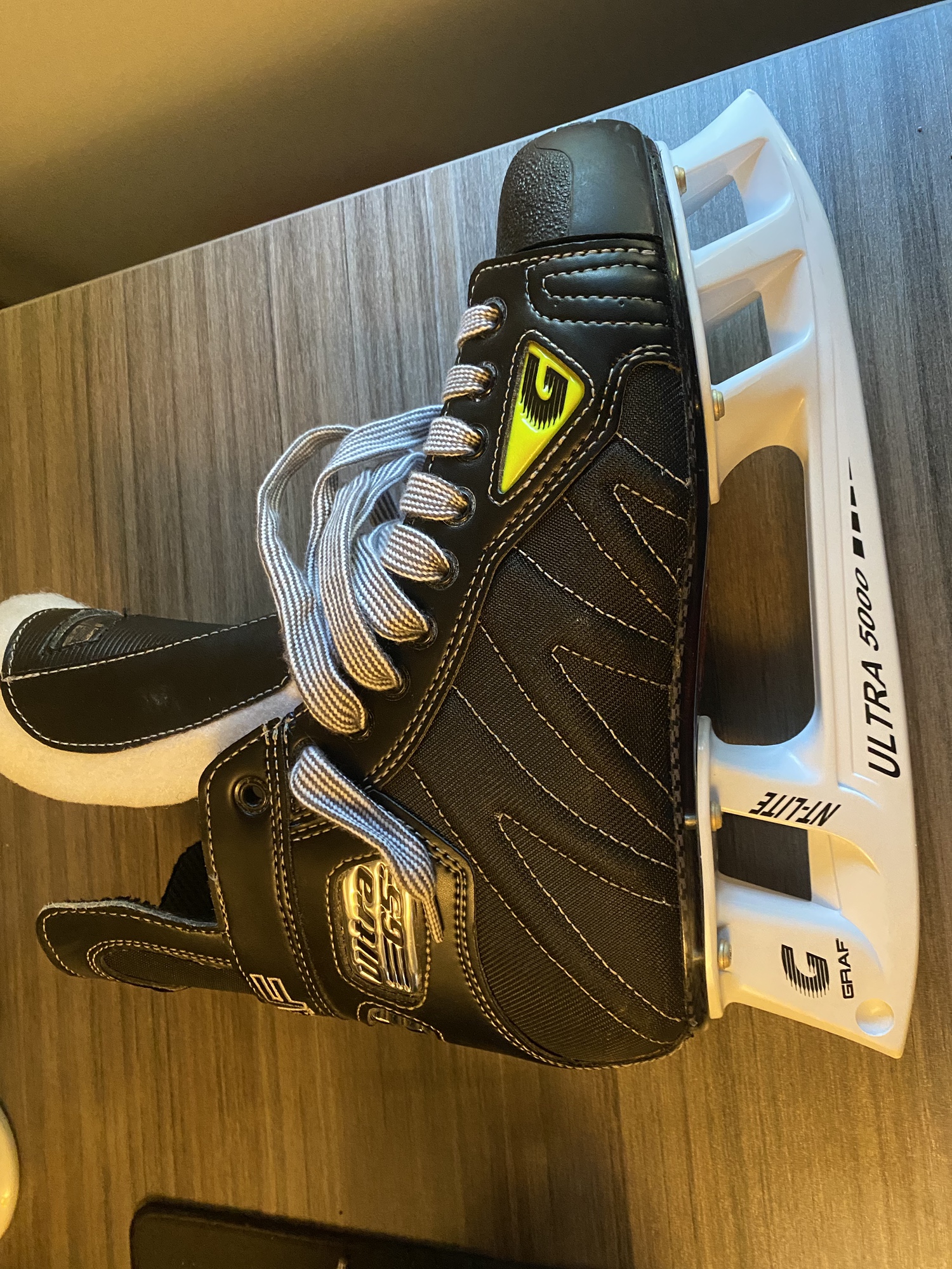New Graf Ultra G5 Hockey Skates 9.5 W w/ Stepsteel | SidelineSwap