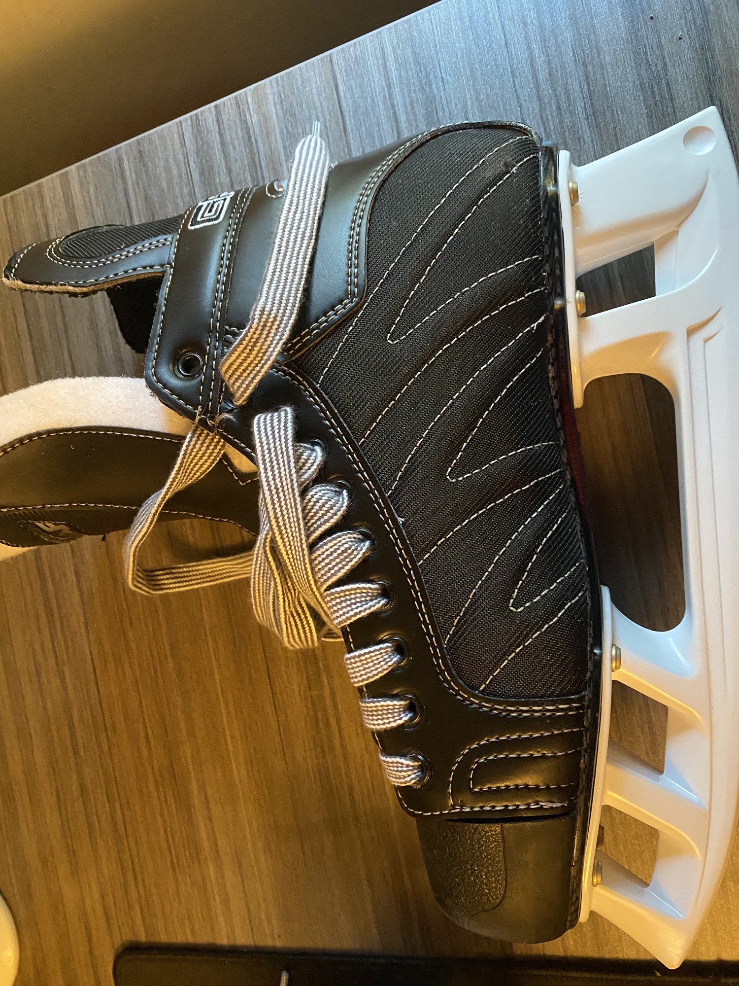 New Graf Ultra G5 Hockey Skates 9.5 W w/ Stepsteel | SidelineSwap