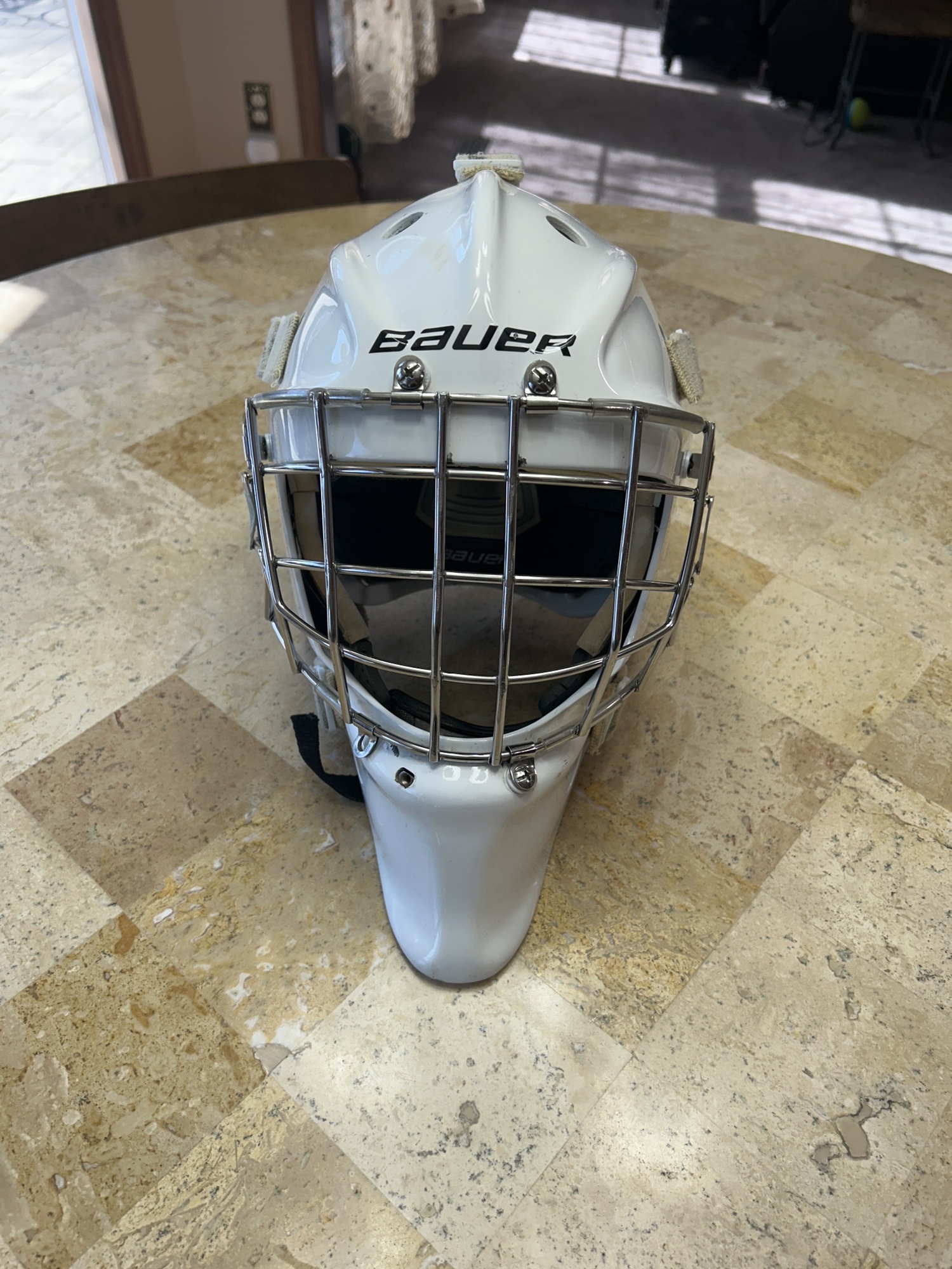 Used Bauer 960 Senior Small Goalie Mask | SidelineSwap