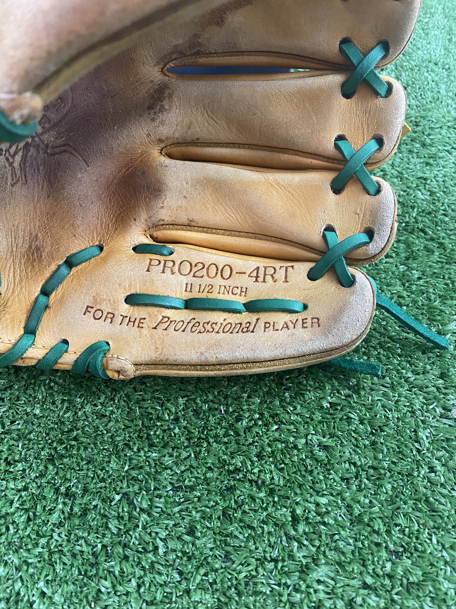 Rawlings HOH PRO200-4RT 11.5 inch Used | SidelineSwap