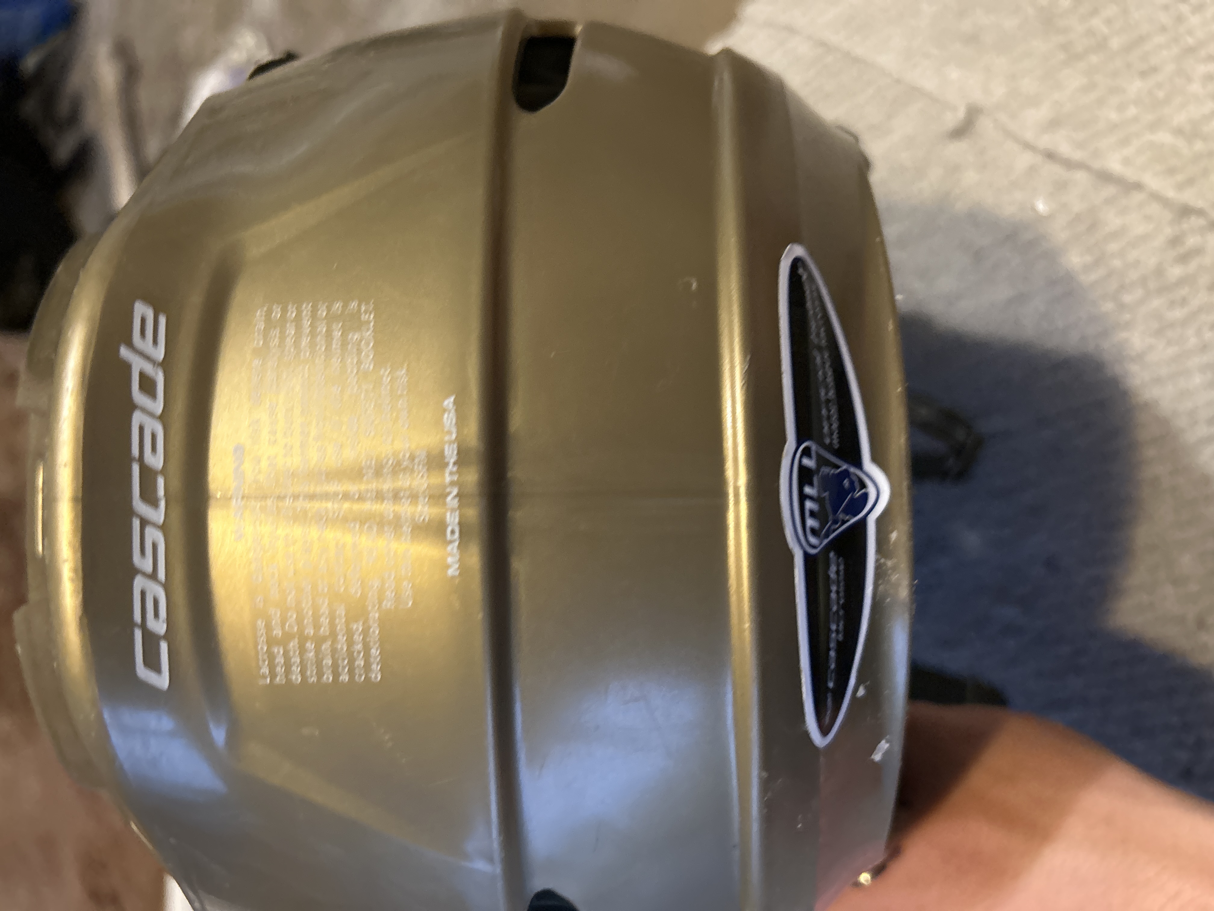 Used Player's Cascade CPX-R Helmet | SidelineSwap