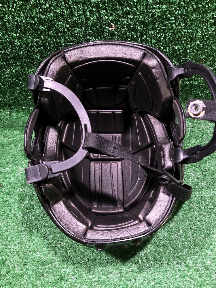 Ccm FL40 Hockey Helmet Medium | SidelineSwap