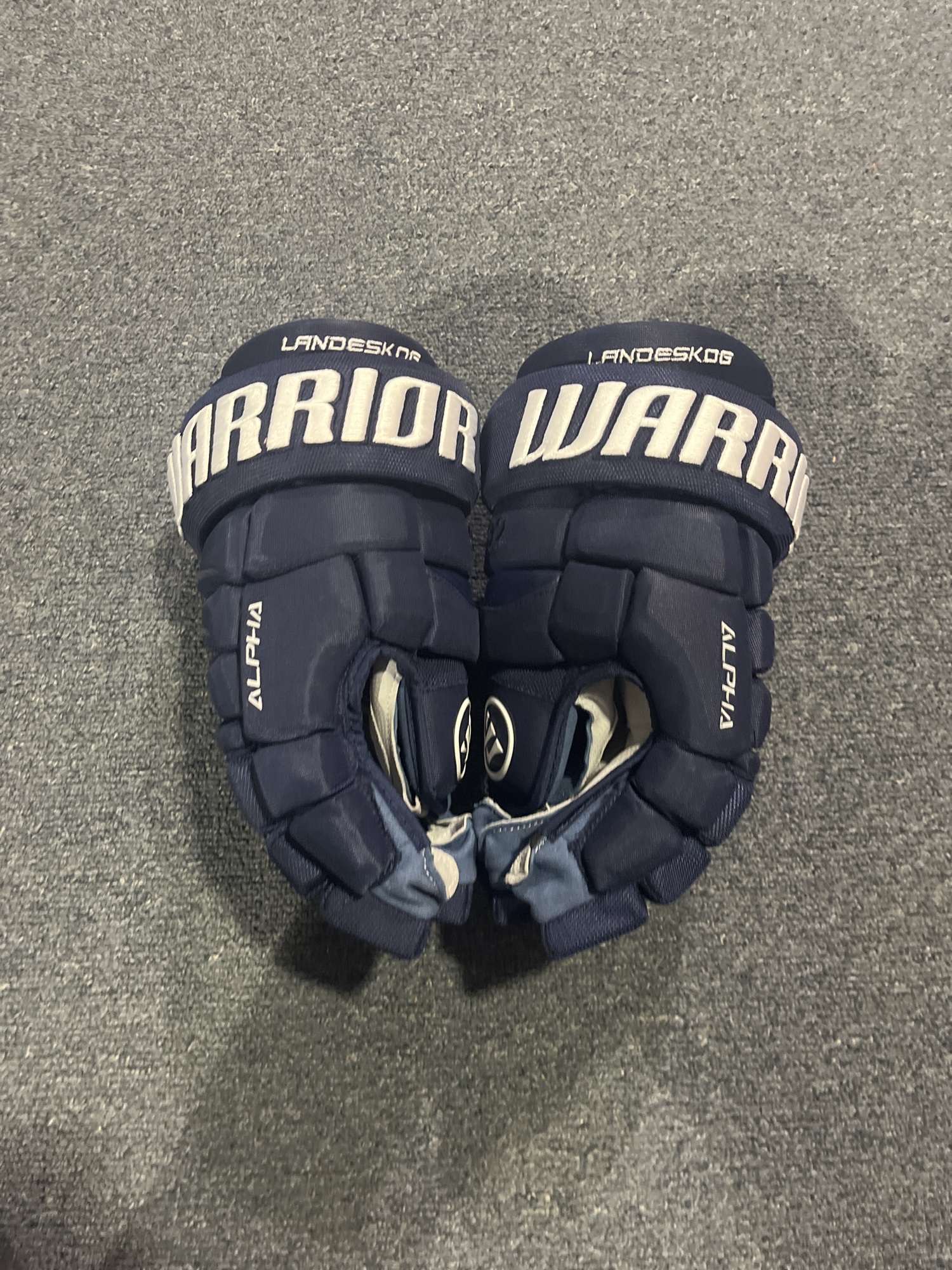 New Navy Warrior Alpha QX Pro Stock Gloves Colorado Avalanche Landeskog ...